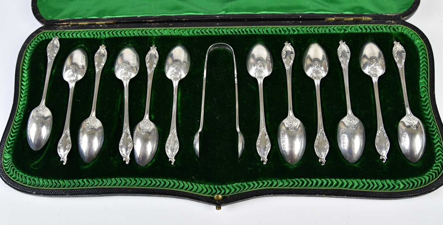 Lot 2684 - JOSIAH WILLIAMS & CO; a cased set twelve