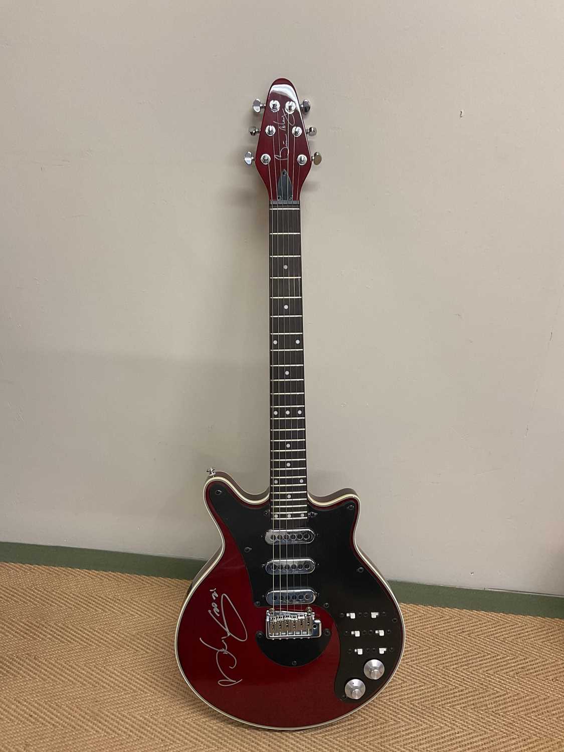 Lot 2001 - SIR BRIAN MAY; a 'Special Red' signed