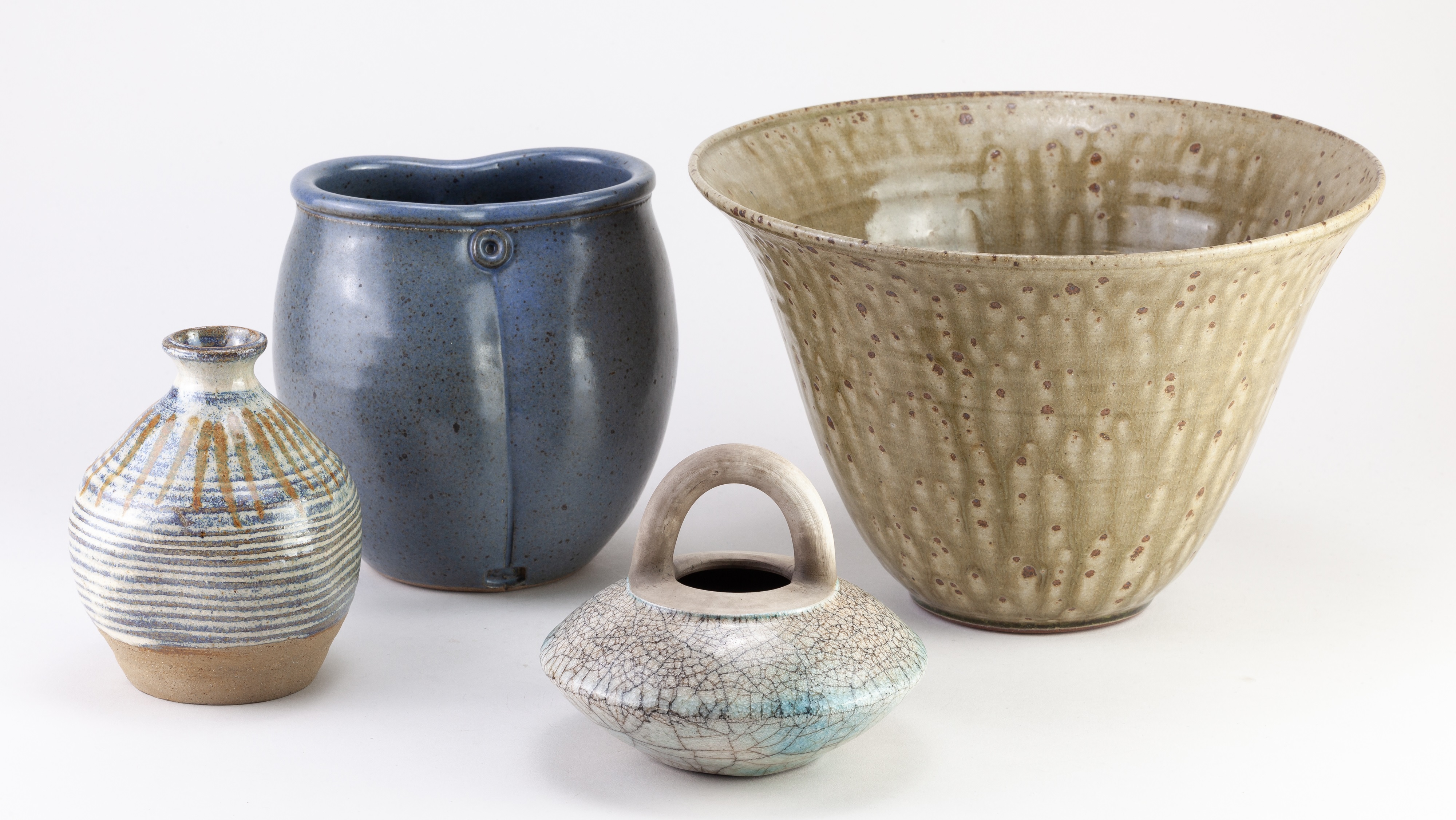 Lot 147 - DAVID LLOYD JONES (1928-1994); a stoneware