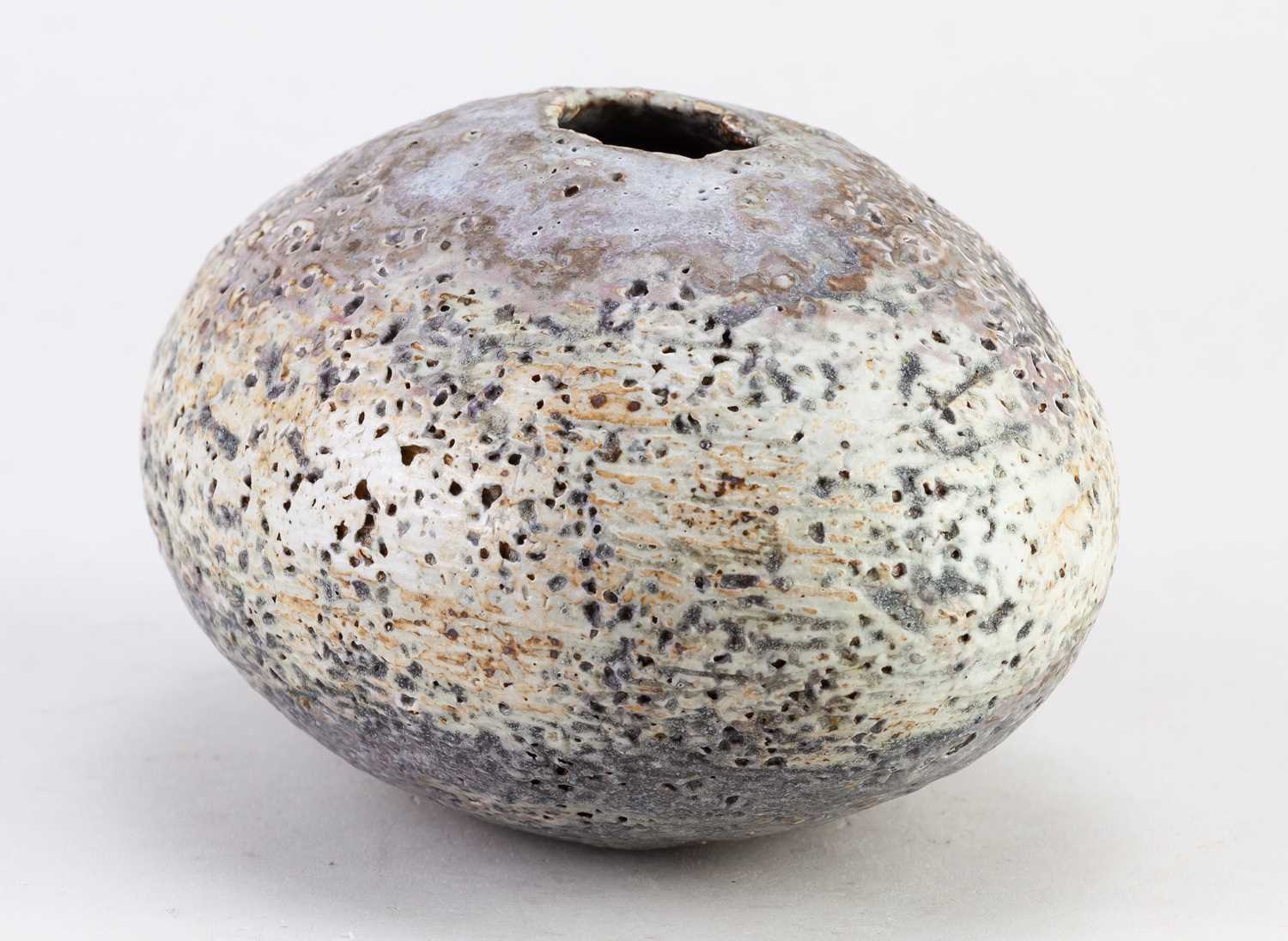 Lot 26 - ALAN WALLWORK (1931-2019); an ovoid stoneware