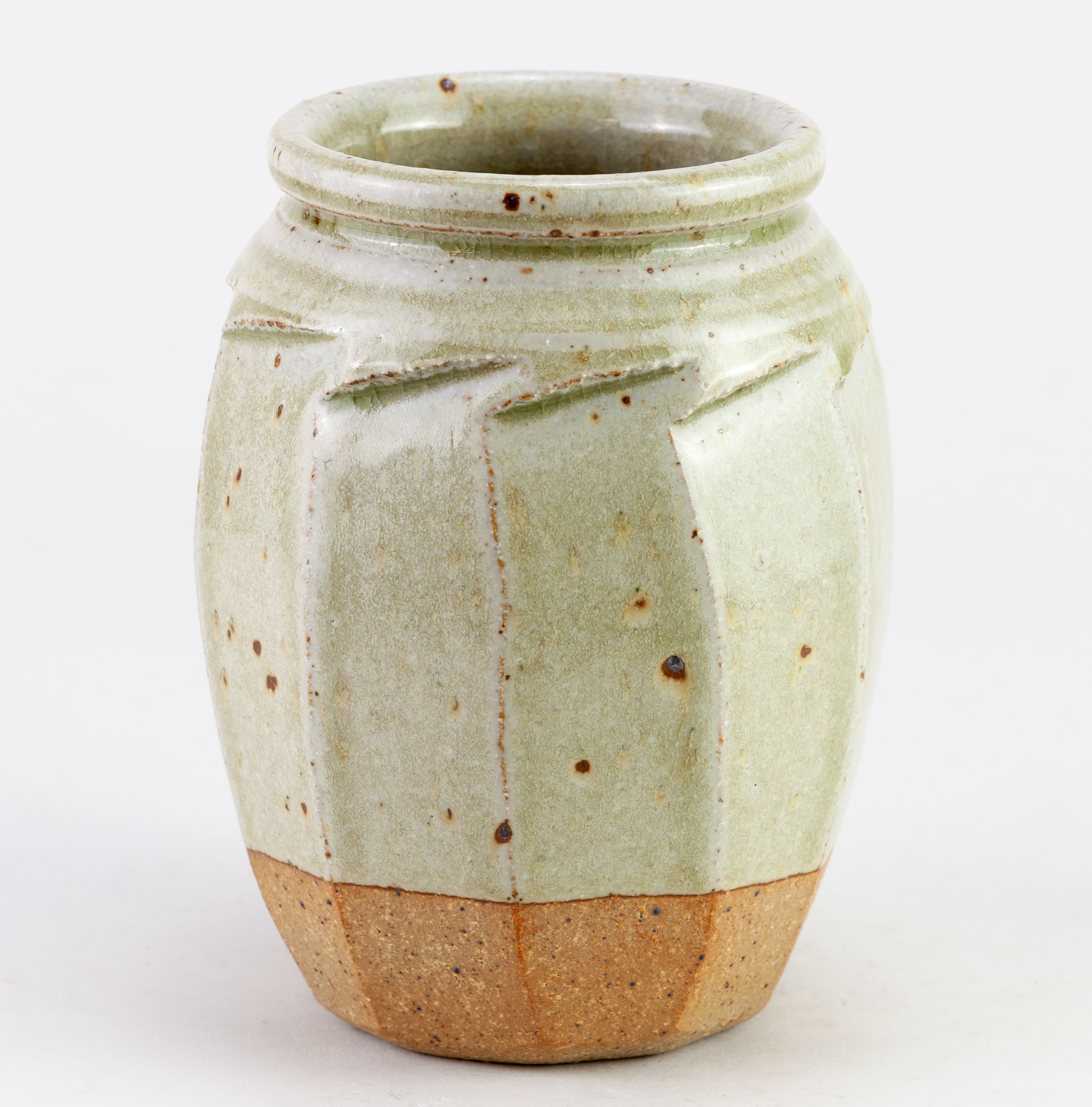 Lot 470 - RICHARD BATTERHAM (1936-2021); a cut sided