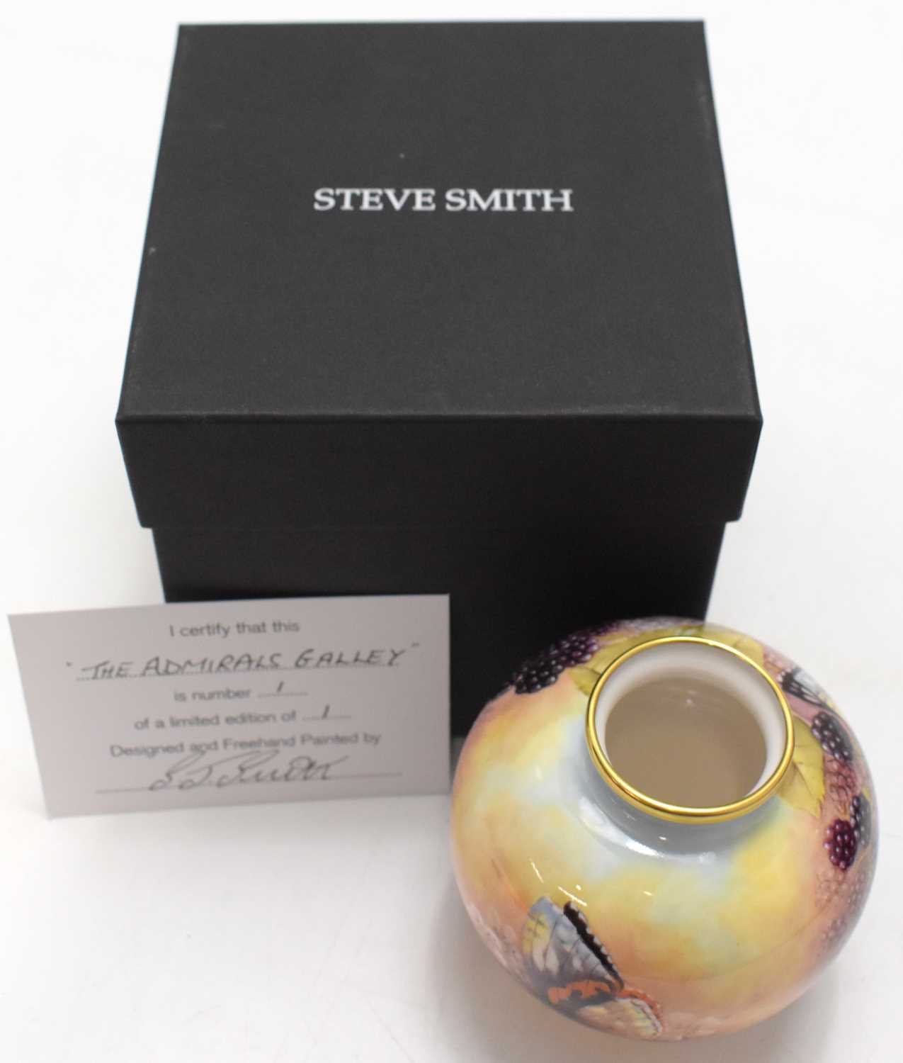 Lot 497 - STEVE SMITH CERAMICS; a boxed free-hand