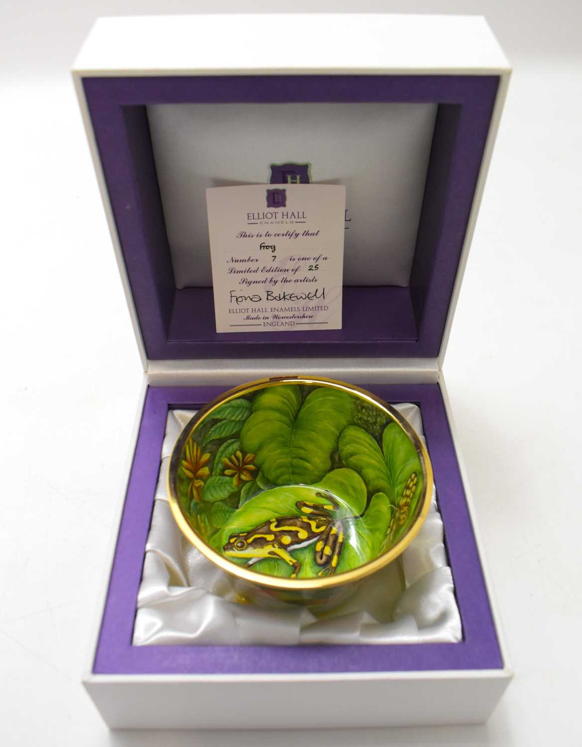 Lot 483 - ELLIOT HALL ENAMELS, WORCESTERSHIRE; a boxed