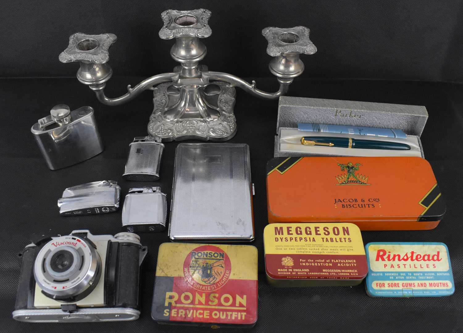 Lot 112 - Various mixed collectors' items to include