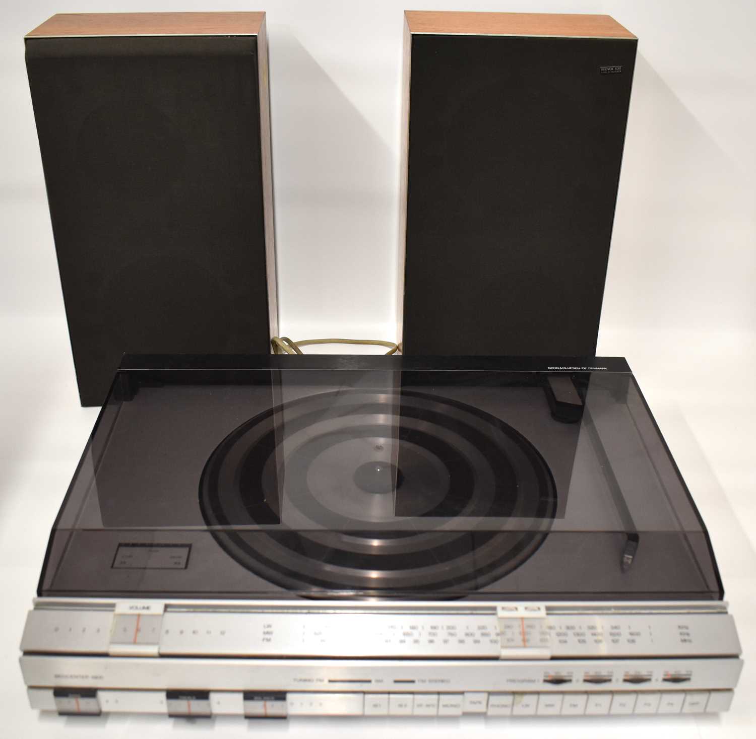 Lot 689 - BANG & OLUFSEN; a Beocenter 2800 record