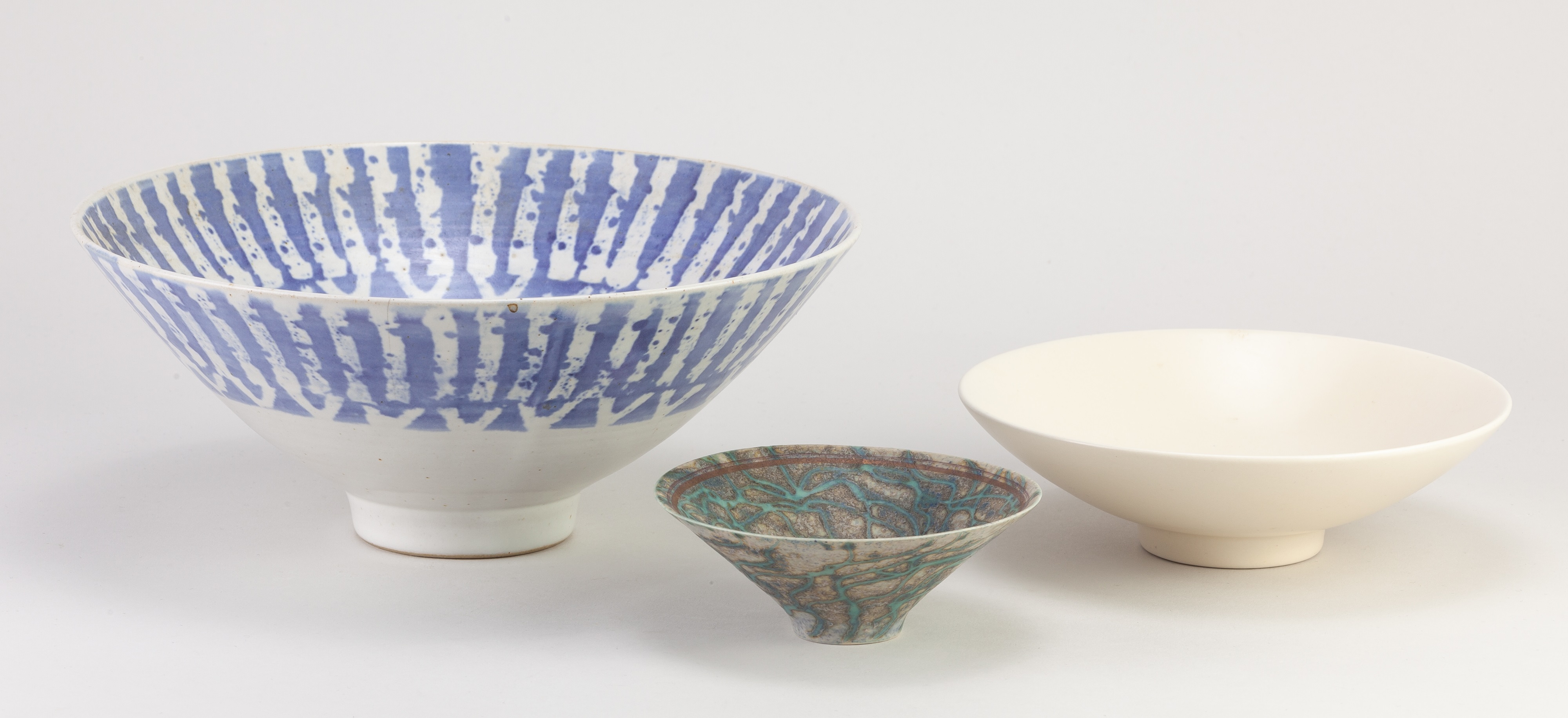 Lot 4 - AGNETE HOY (1914-2000) for Heals; a porcelain