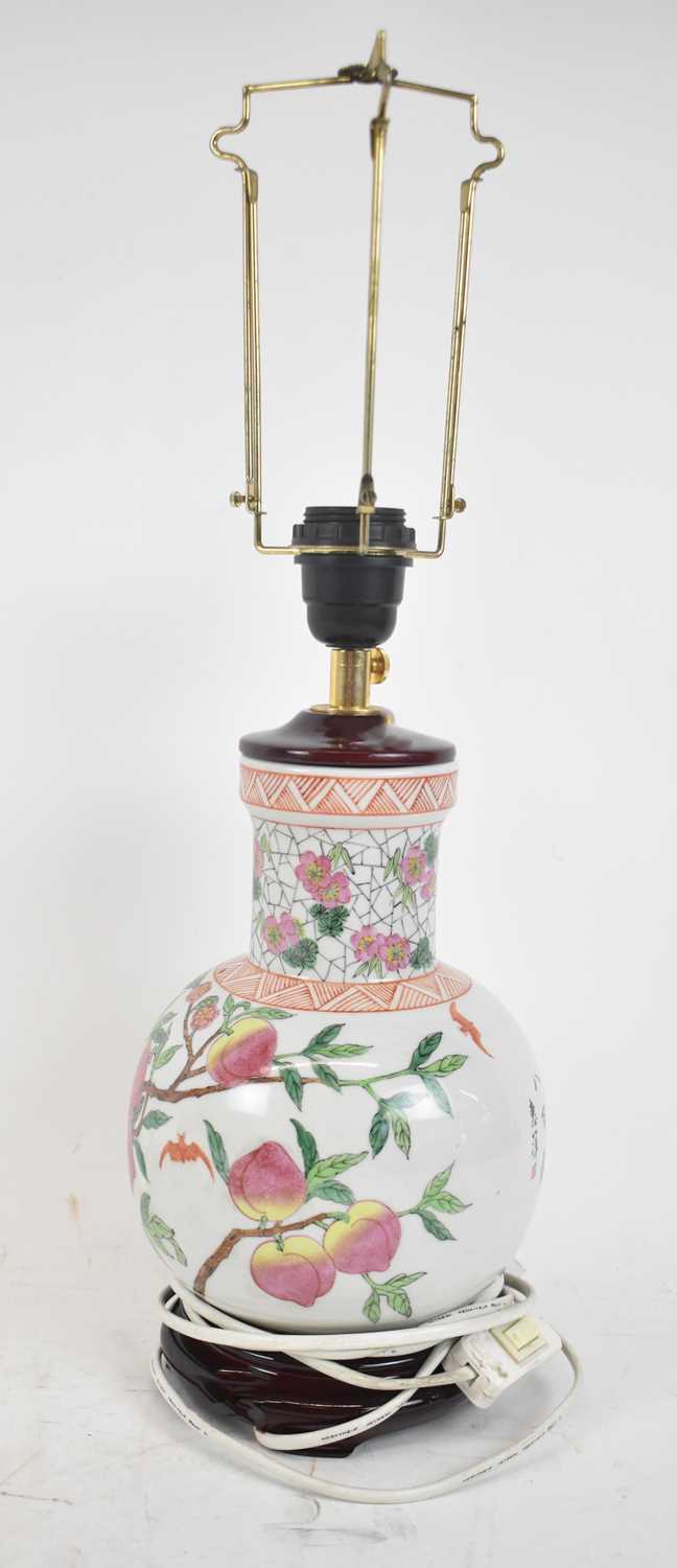 Lot 174 - A 20th century Chinese style table lamp,