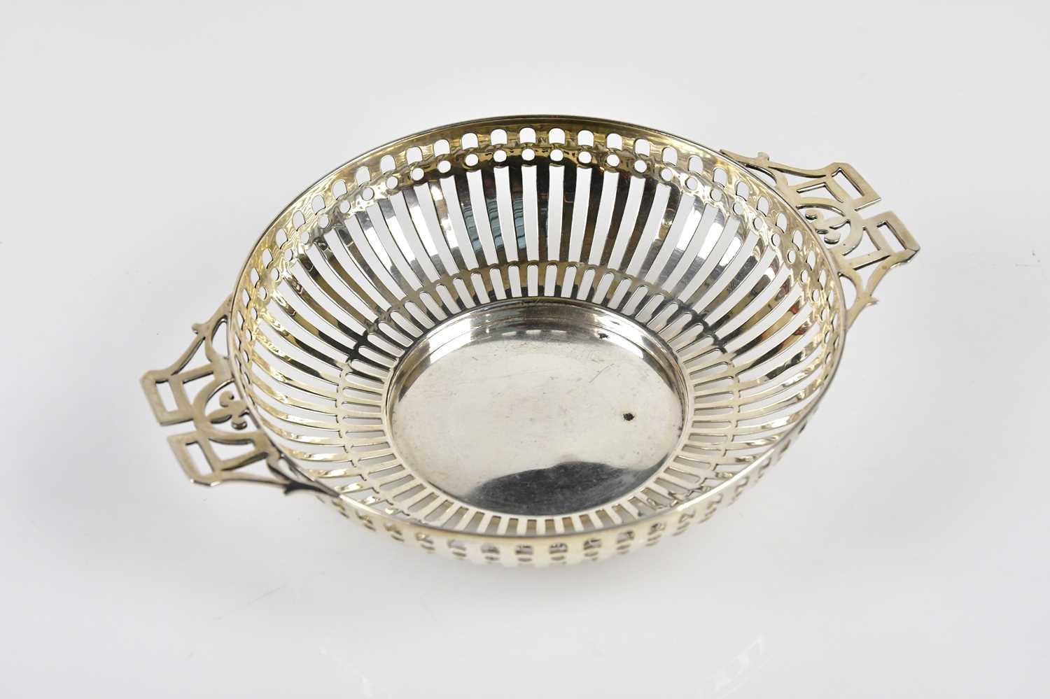 Lot 2147 - MAPPIN & WEBB; a George V hallmarked silver