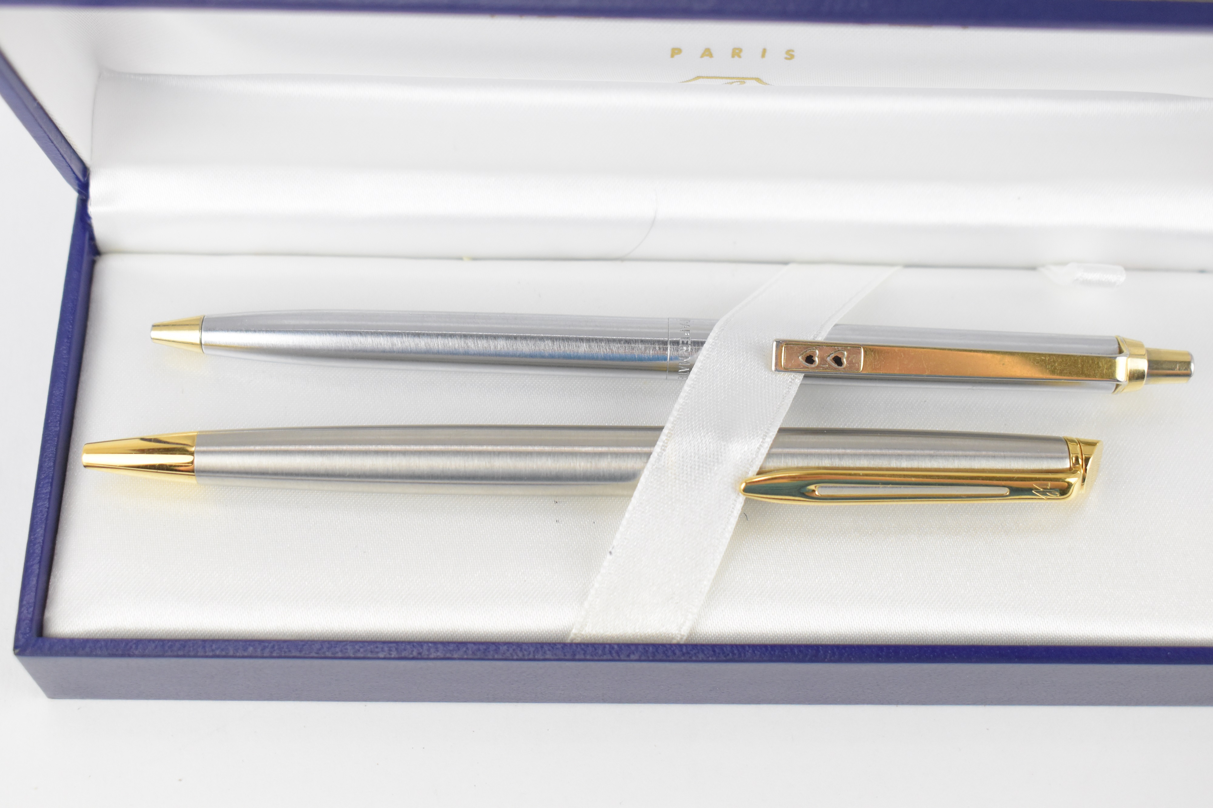 Lot 178 - WATERMANS; a cased ballpoint pen