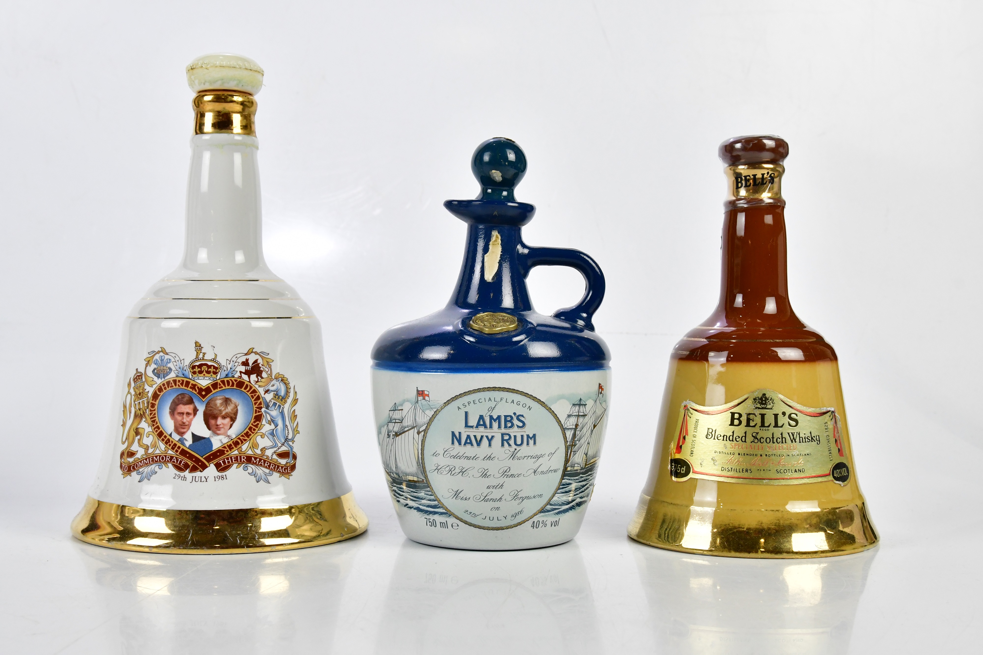 Lot 4083 - WHISKY; five bottles of Bell's