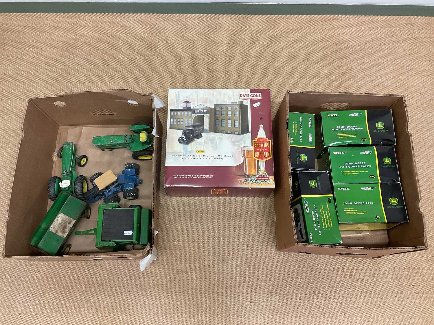 Lot 190 - Two boxes of various boxed vehicles,