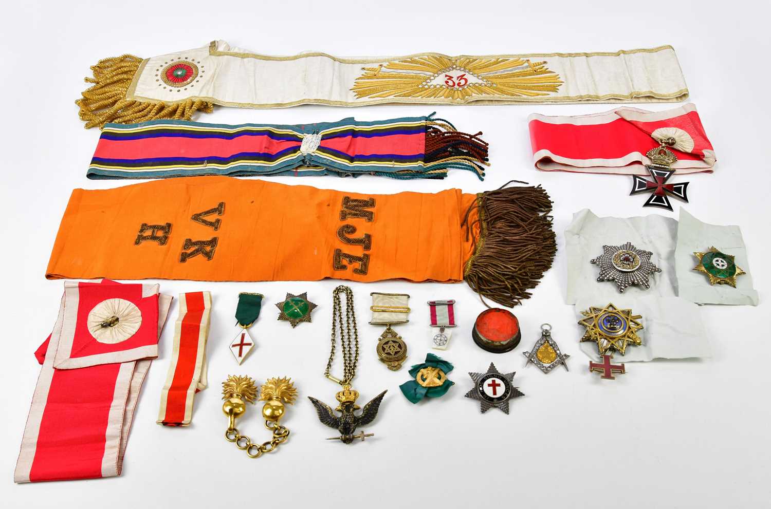 Lot 1403 - A large collection of assorted Masonic