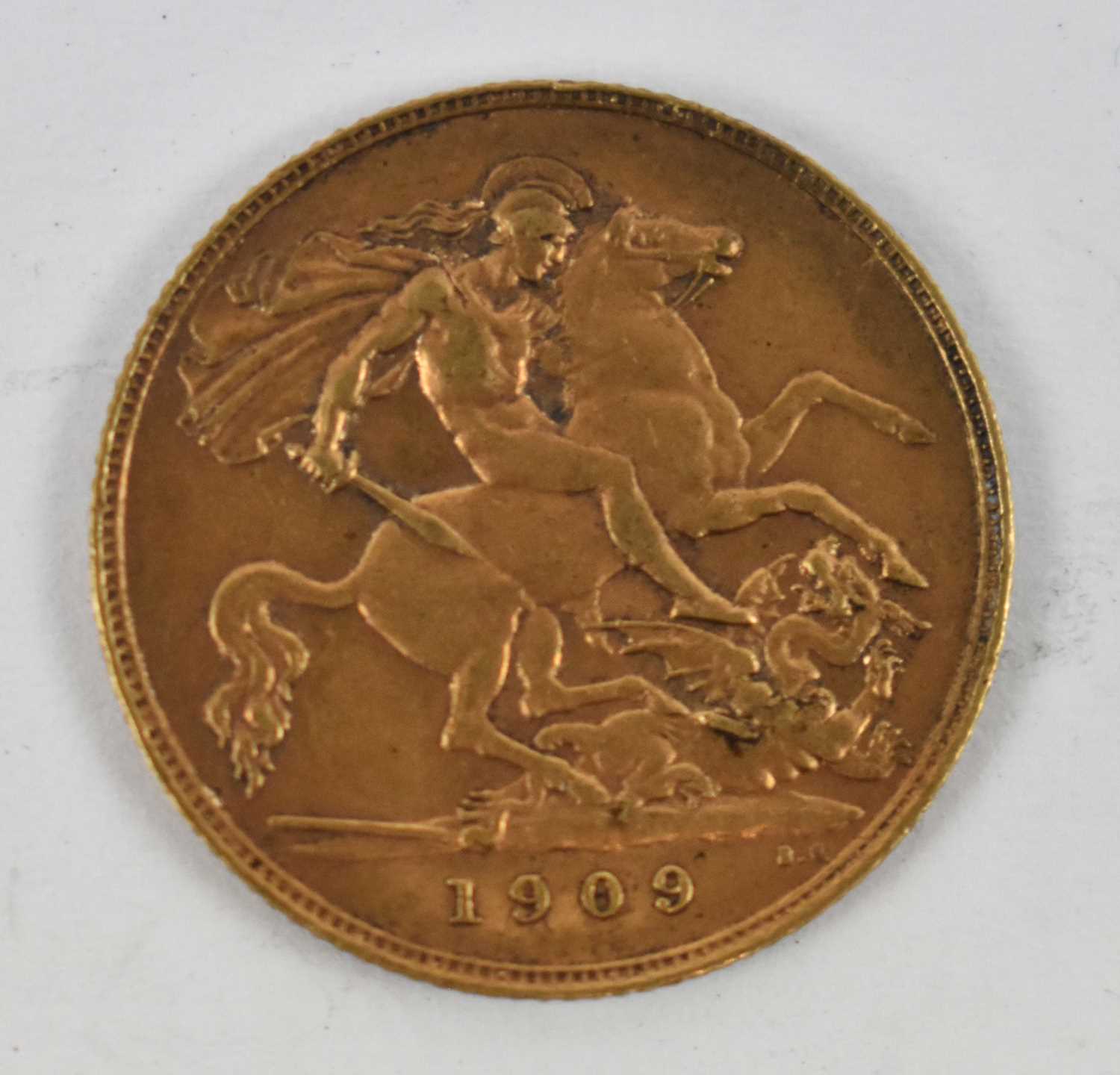 Lot 886 - An Edward VII 1909 half sovereign.