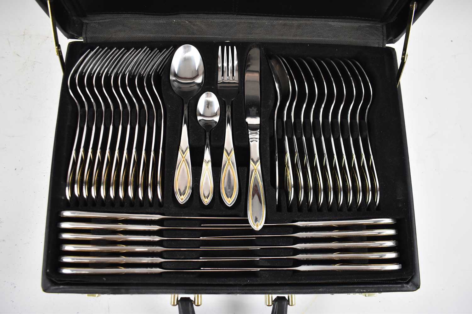 Lot 691 - BESTECKE SOLINGEN; a twelve setting canteen