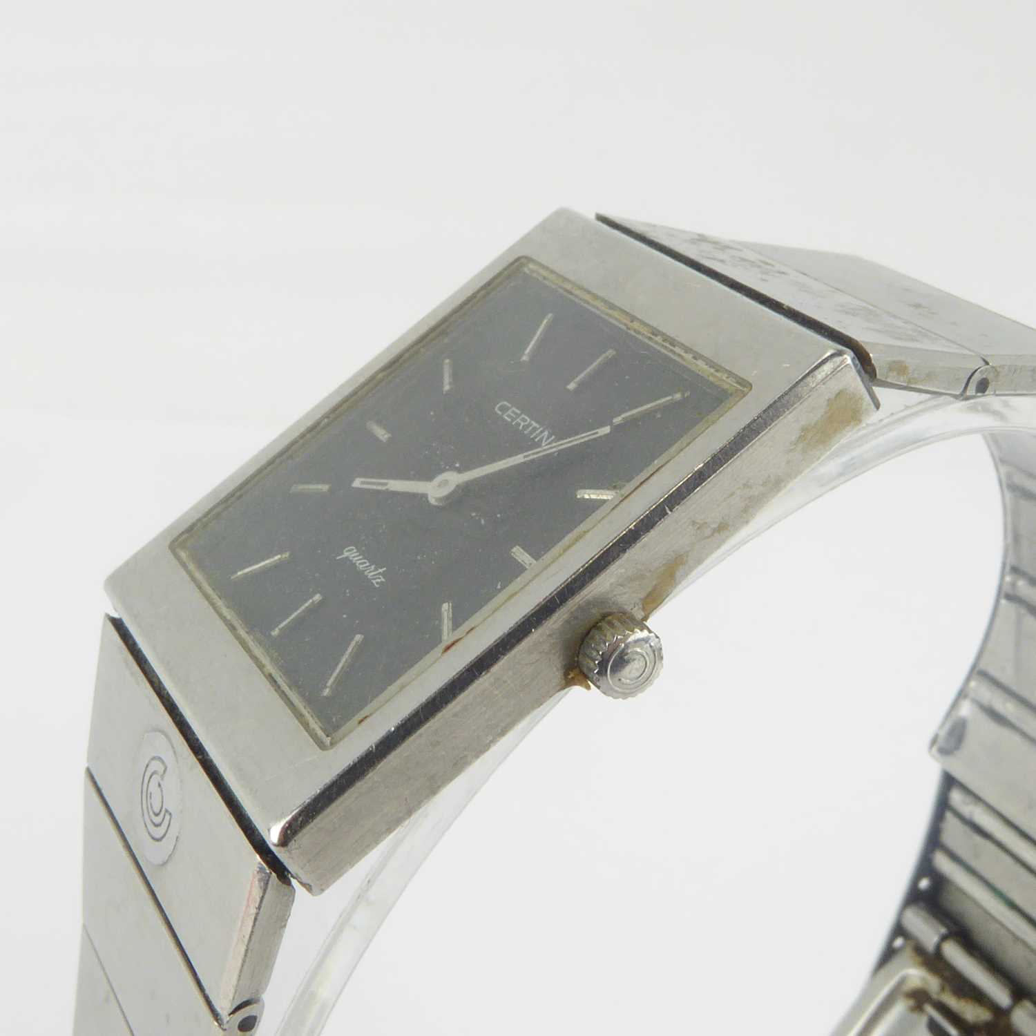 Lot 1057 - CERTINA; a Newport Model 3026 41