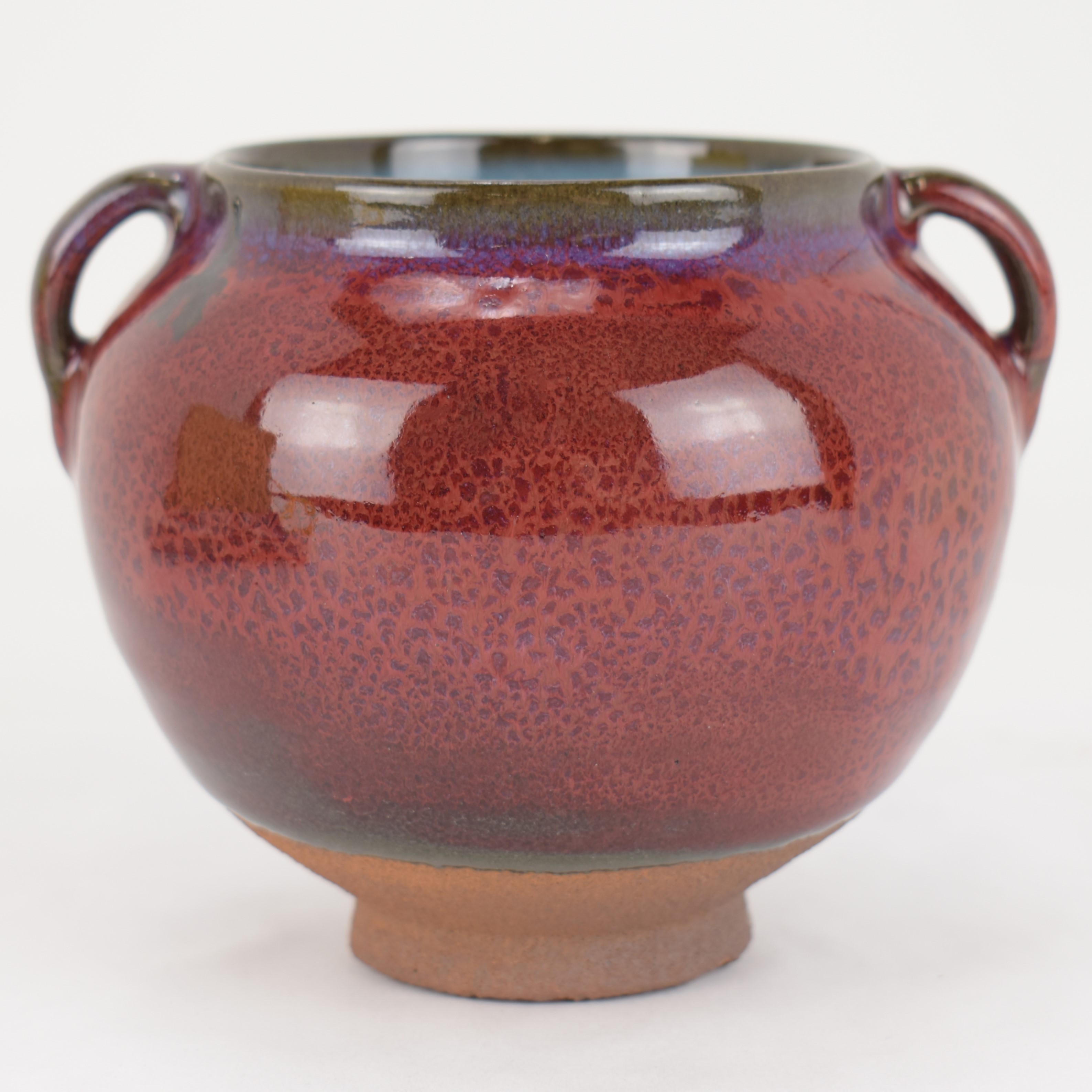 Lot 659 - A 20th century Jun-Ci pottery vessel with