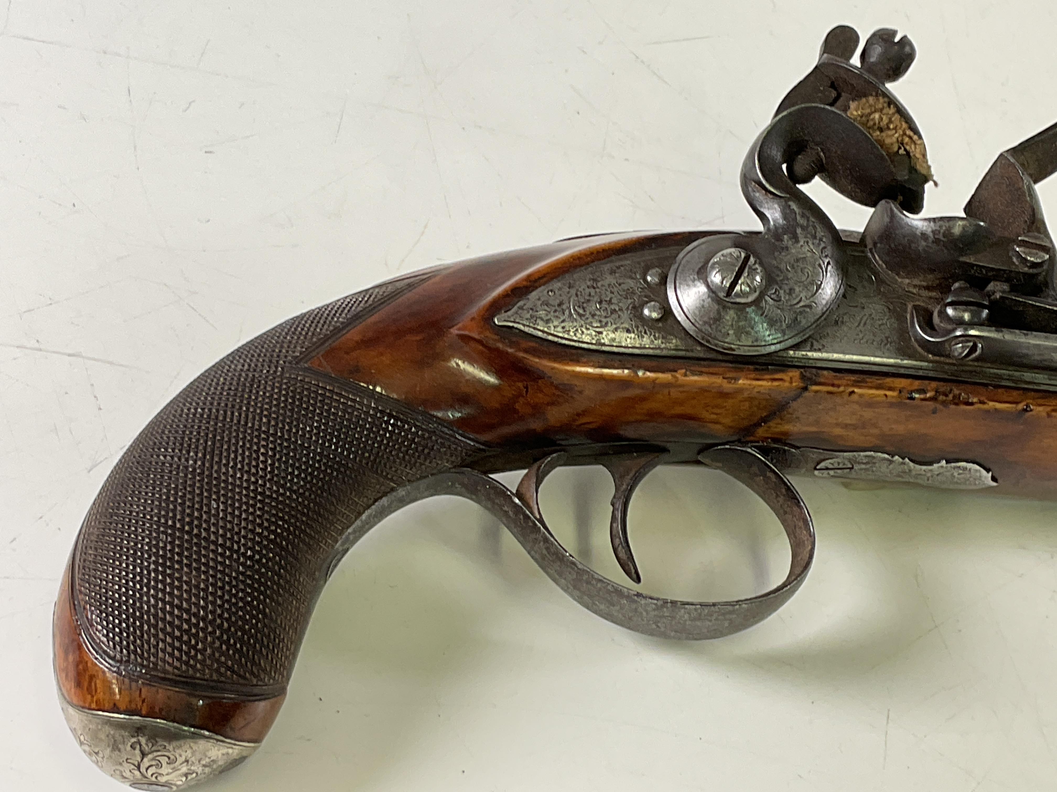 Lot 6 - J.M. & ADAMS; an early 19th century flintlock