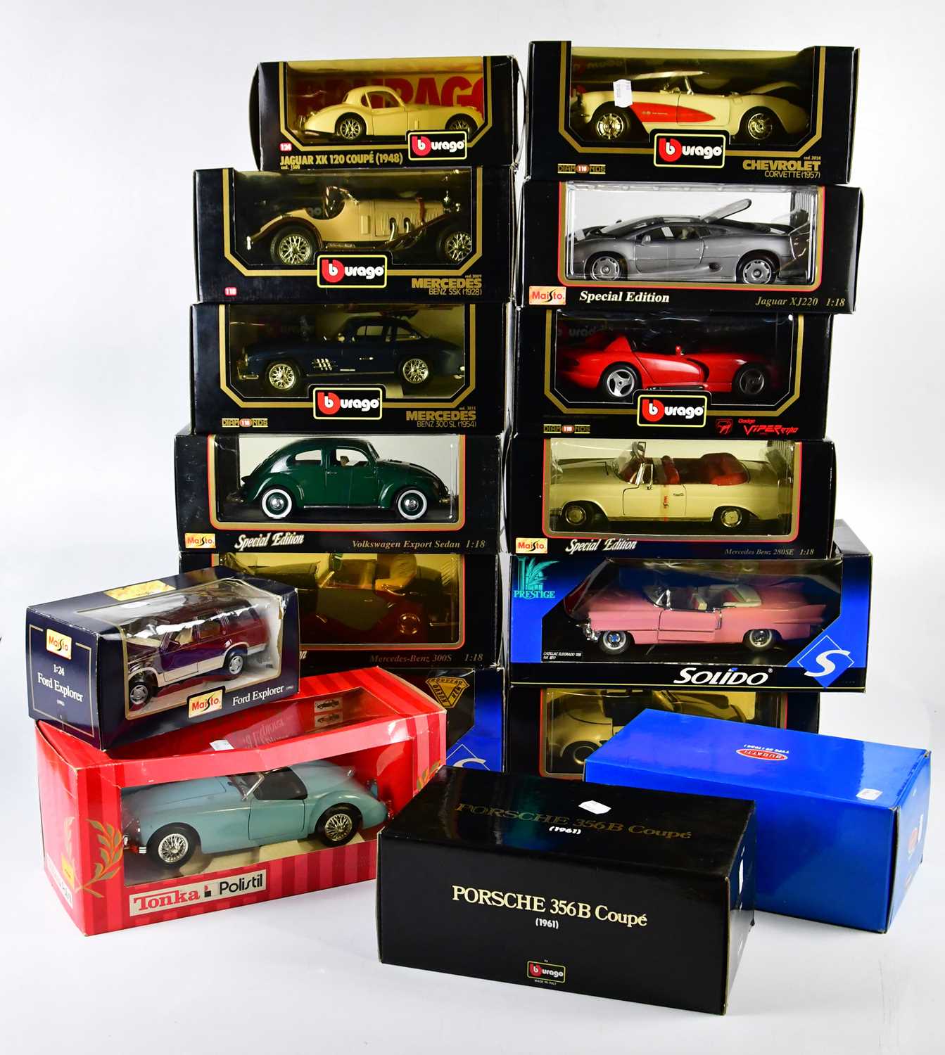 Lot 4575 - A large selection of boxed diecast cars,