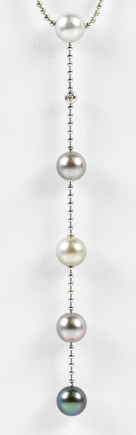 Lot 329 - BOODLES; an 18ct white gold Tahitian pearl