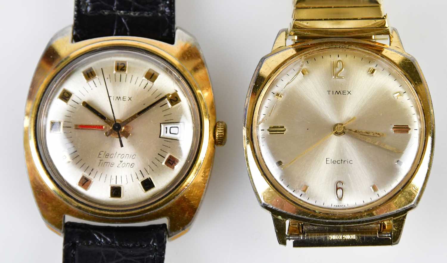 Lot 2915 - TIMEX; an electric time zone wristwatch,