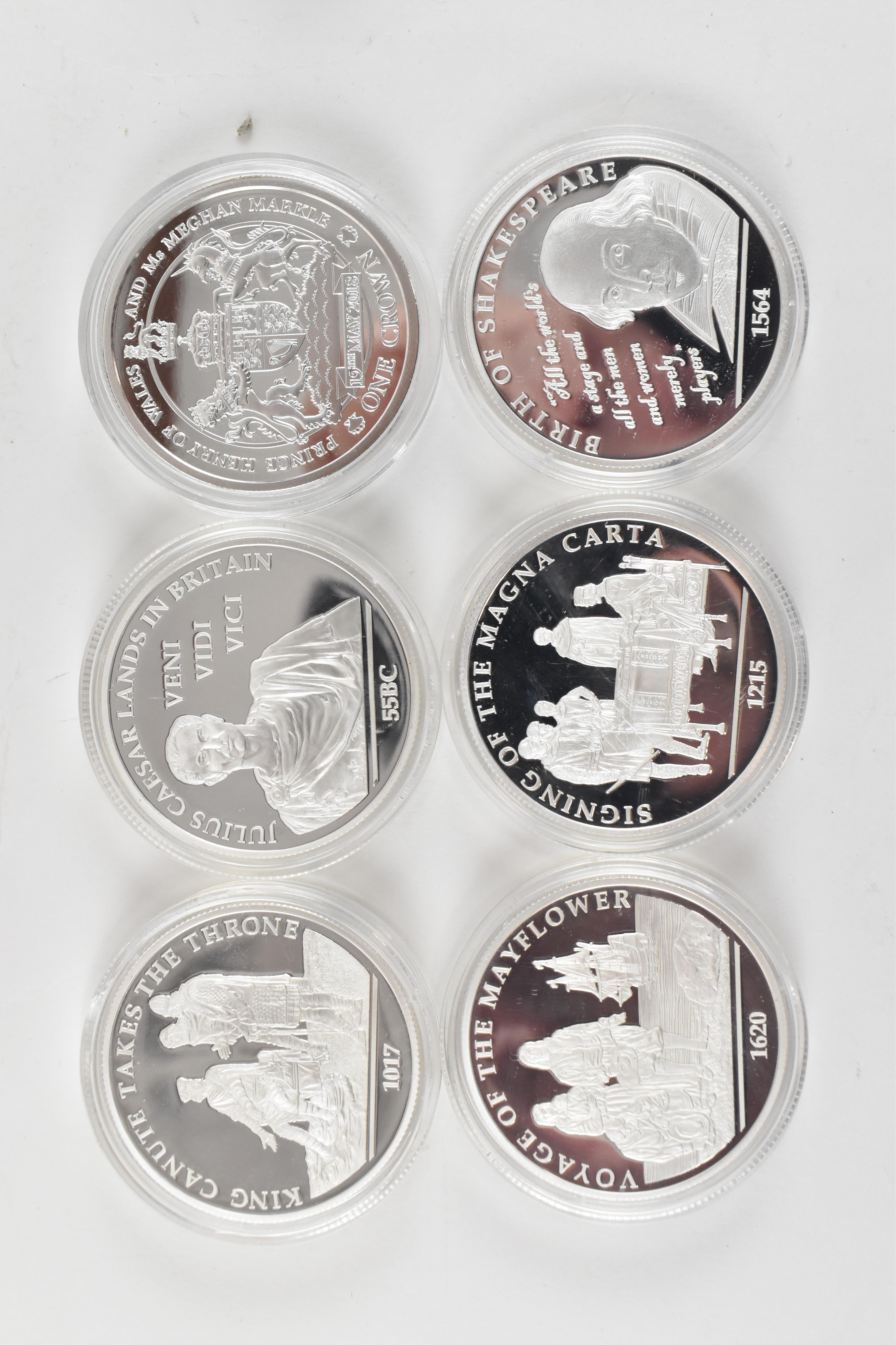 Lot 992 - A quantity of silver coinage including two