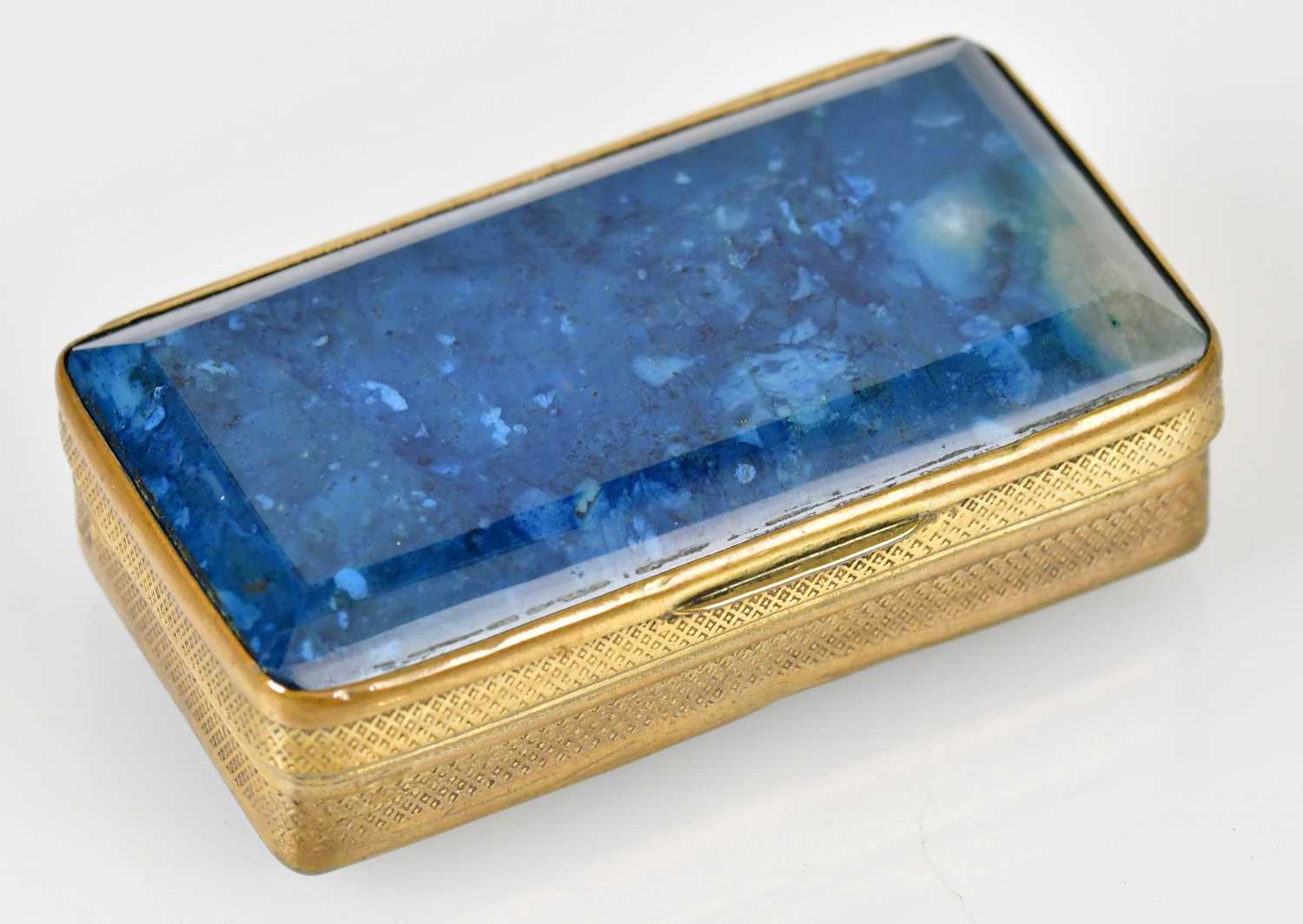 Lot 2041 - A suberb Jacobite snuff box with blue agate
