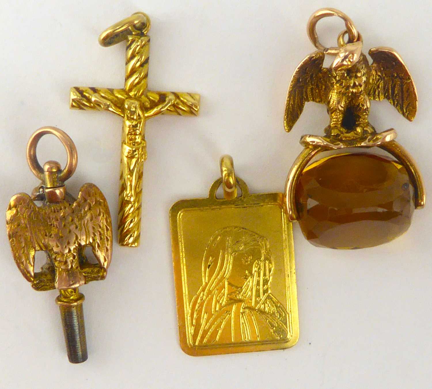 Lot 1127 - Various items of gold jewellery to include