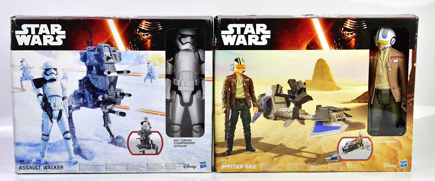 Lot 4592 - STAR WARS; two The Force Awakens figures