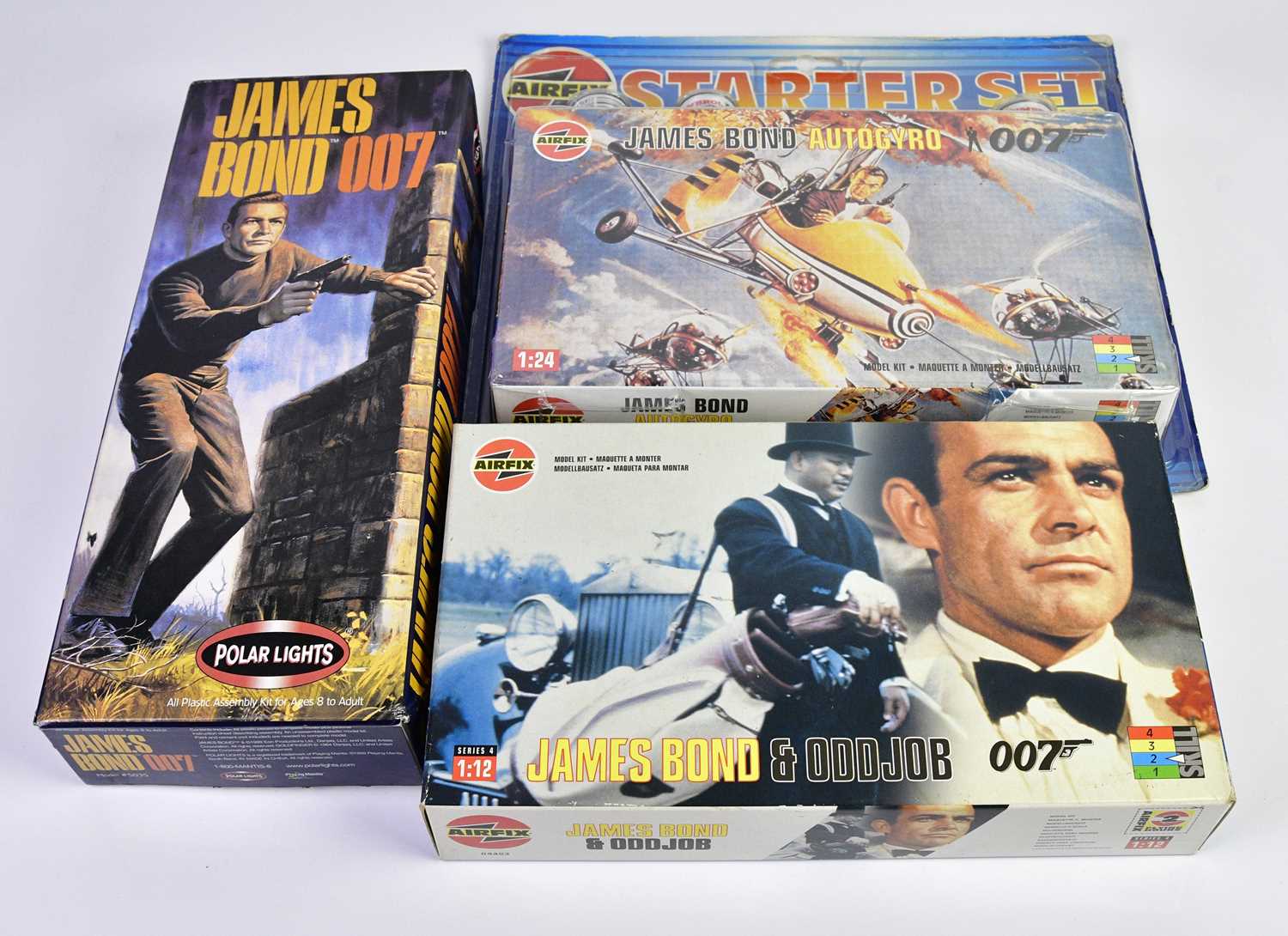 Lot 4692 - POLAR LIGHTS; a James Bond 007 model kit,