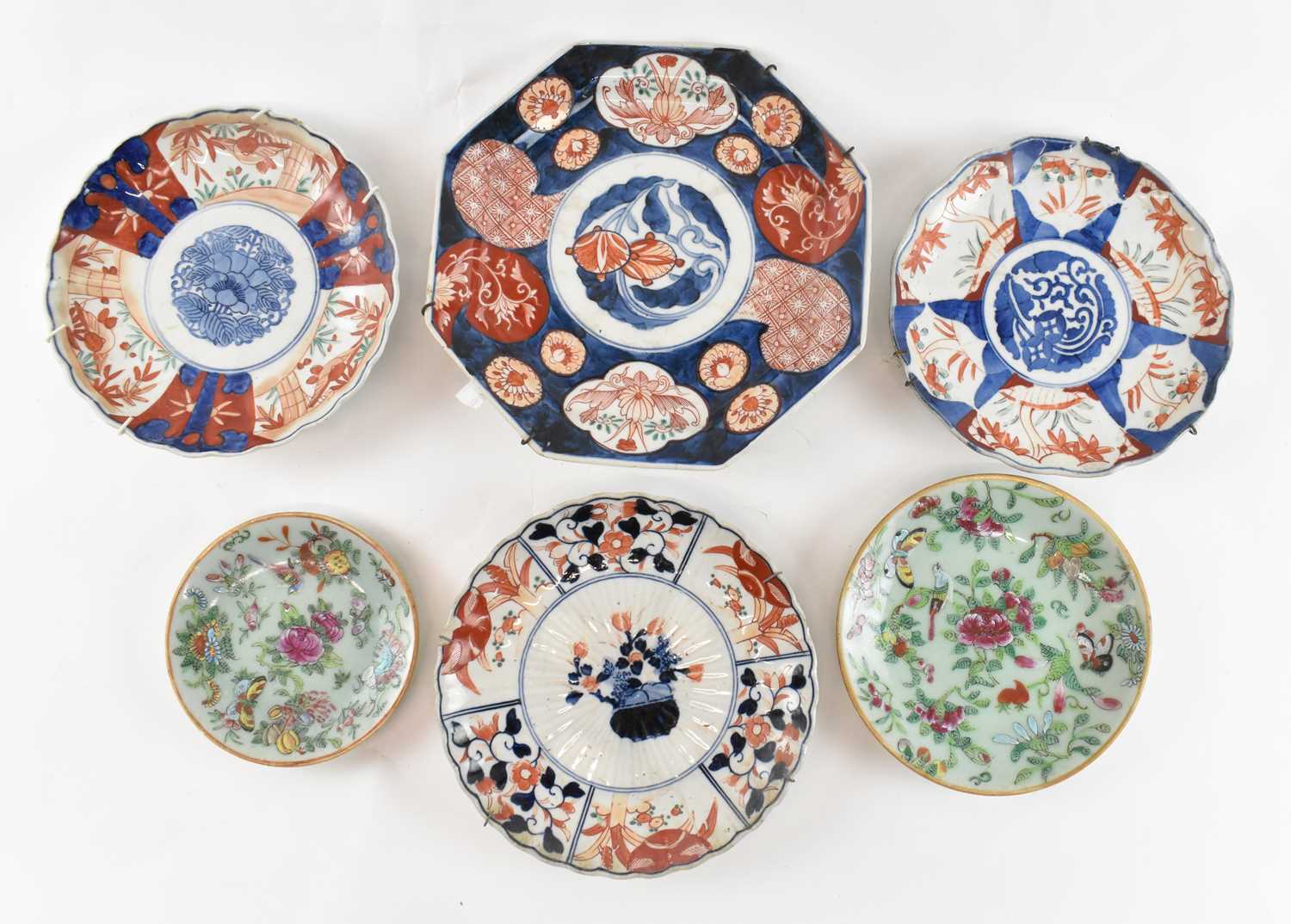 Lot 658 - A group of Oriental ceramics, including five