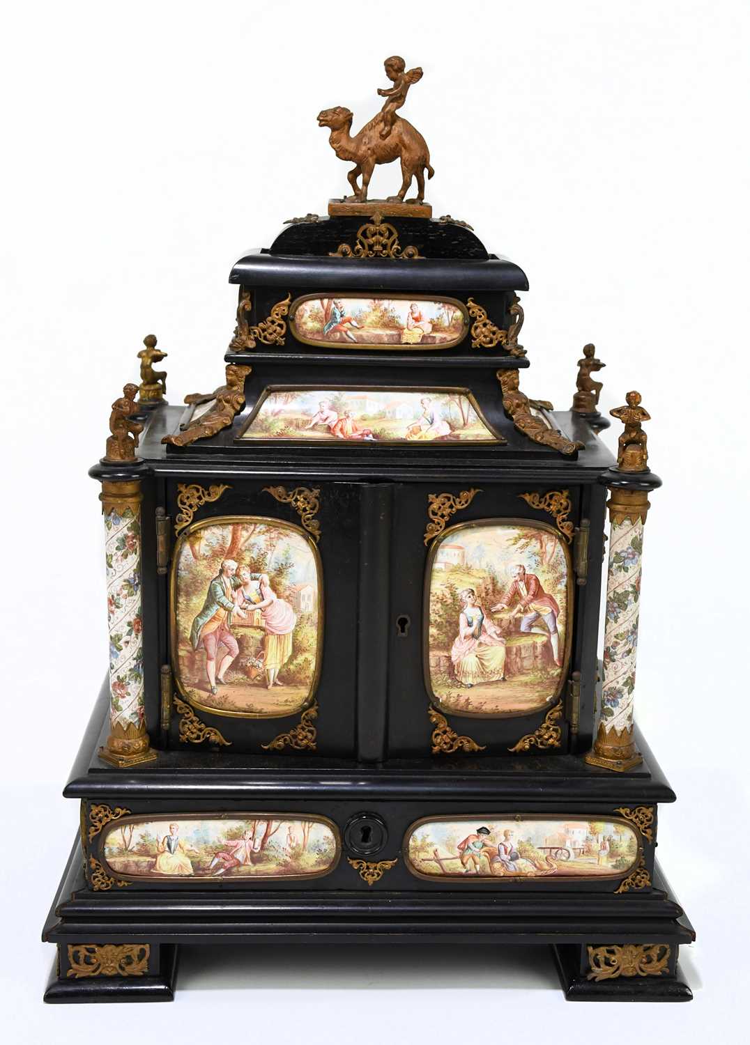 Lot 5 - A fine quality 19th century ebonised wood