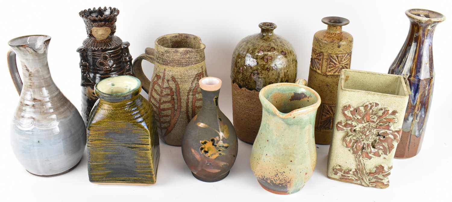 Lot 473 - A group of ten assorted studio pottery items