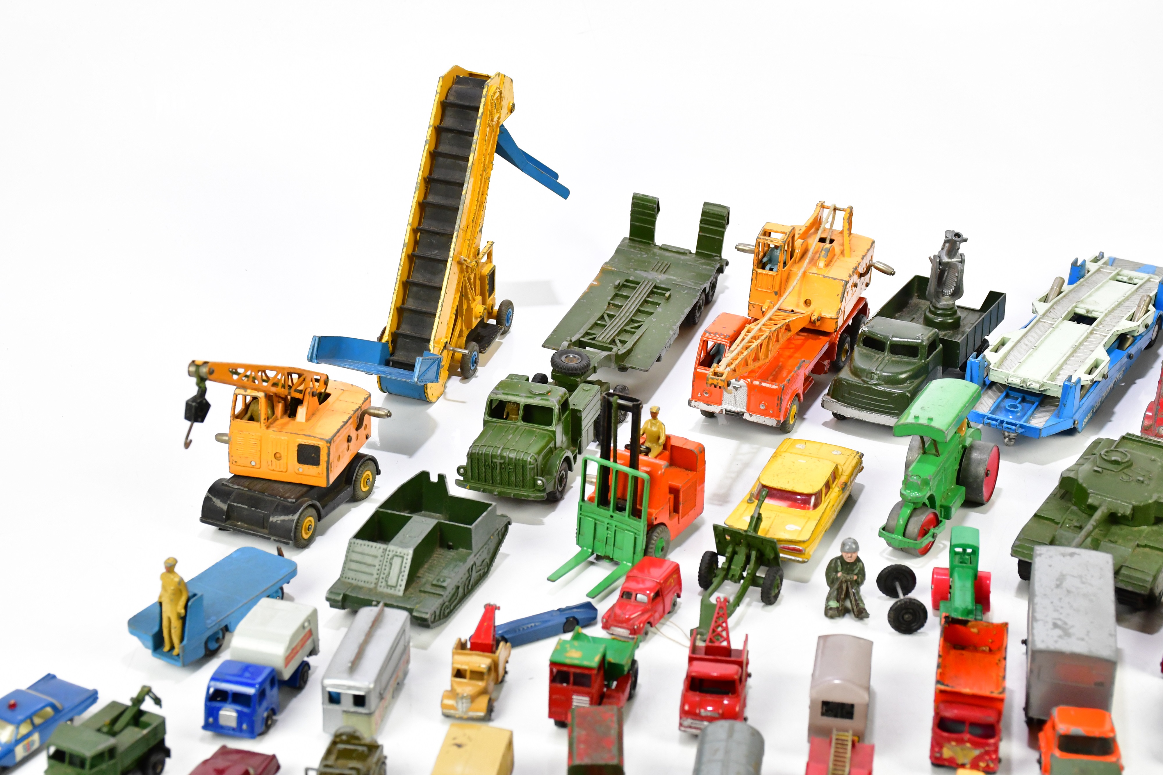 Lot 422 - CORGI MAJOR; a car transporter, Corgi lorry,