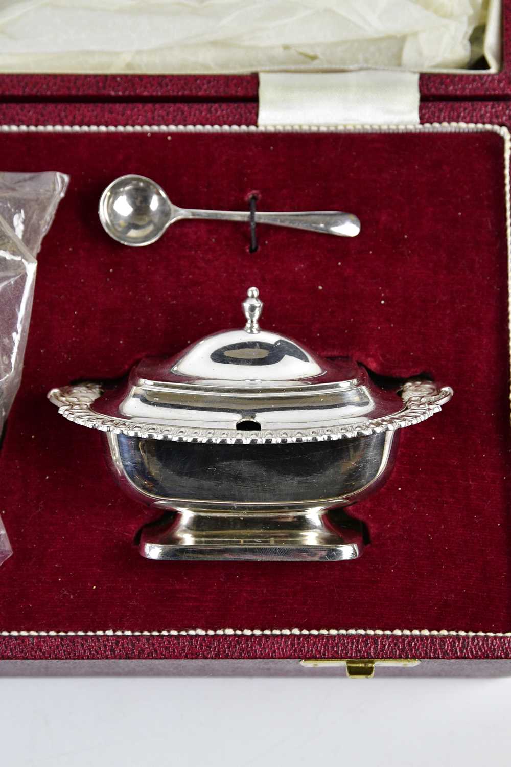 Lot 2125 - FRANCIS HOWARD; a cased Elizabeth II