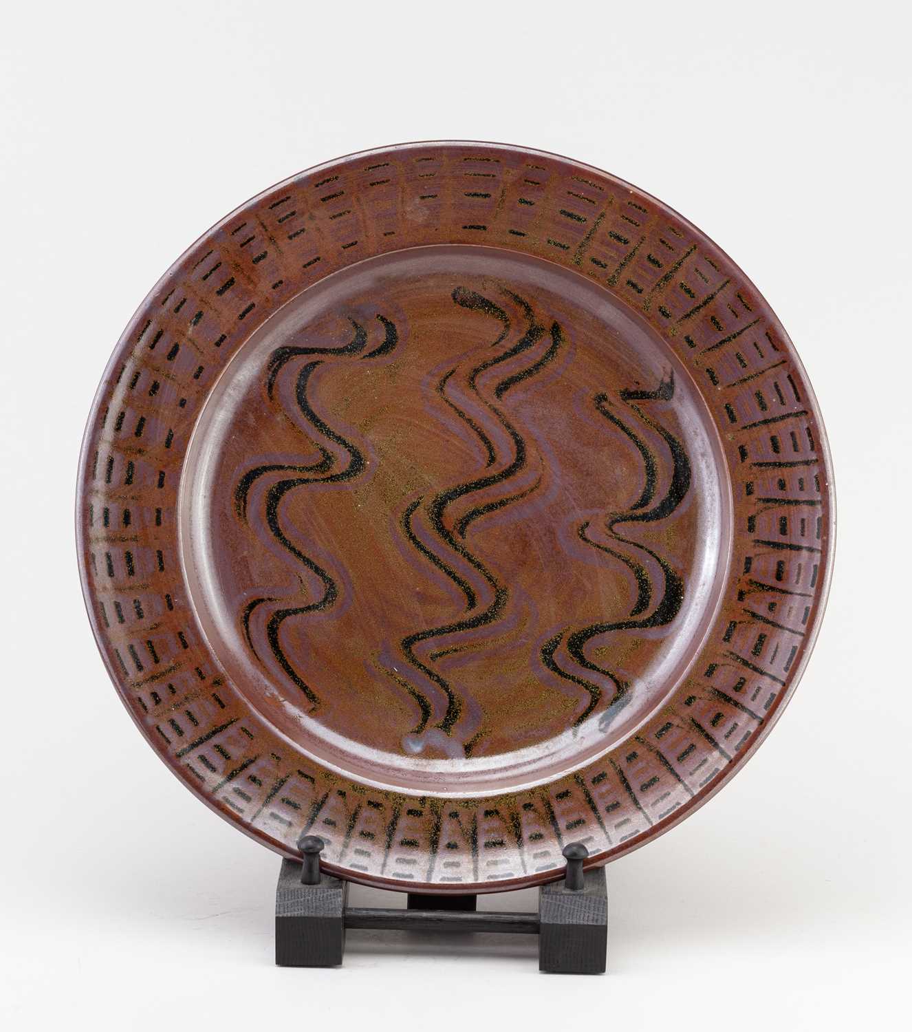 Lot 491 - RAY FINCH (1914-2012) for Winchcombe Pottery;