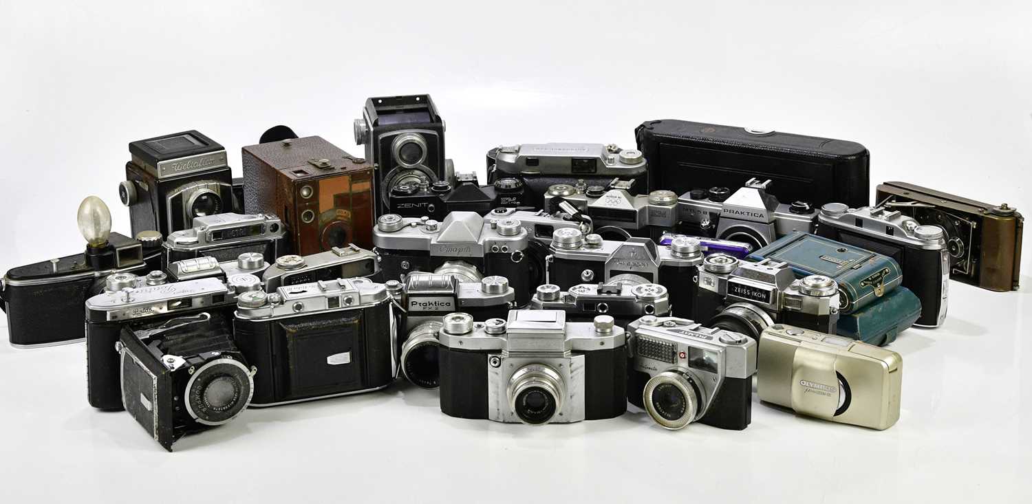 Lot 2169 - A collection of cameras, mostly 35mm film