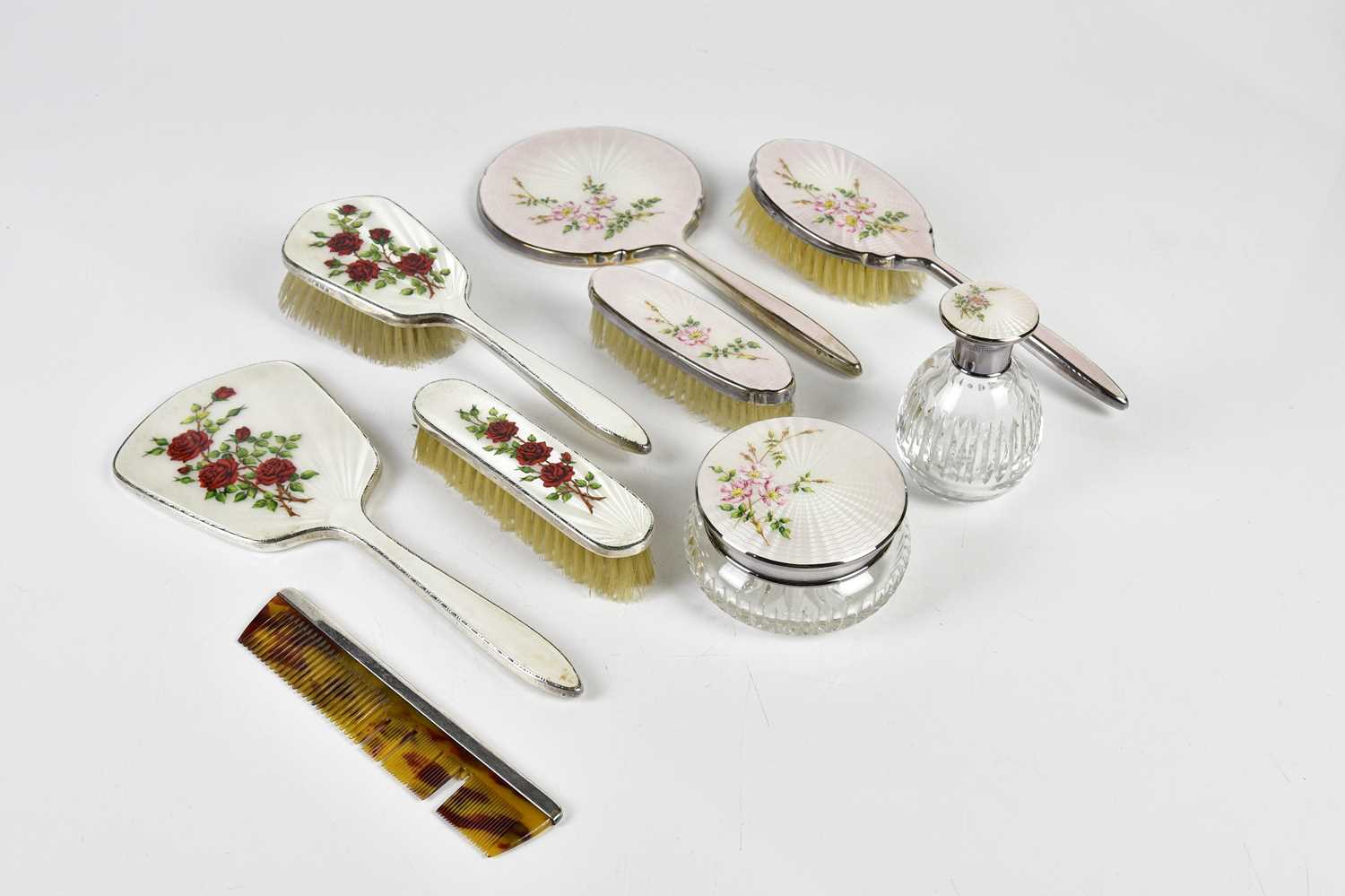 Lot 2220 - BARKER ELLIS SILVER COMPANY; an Elizabeth