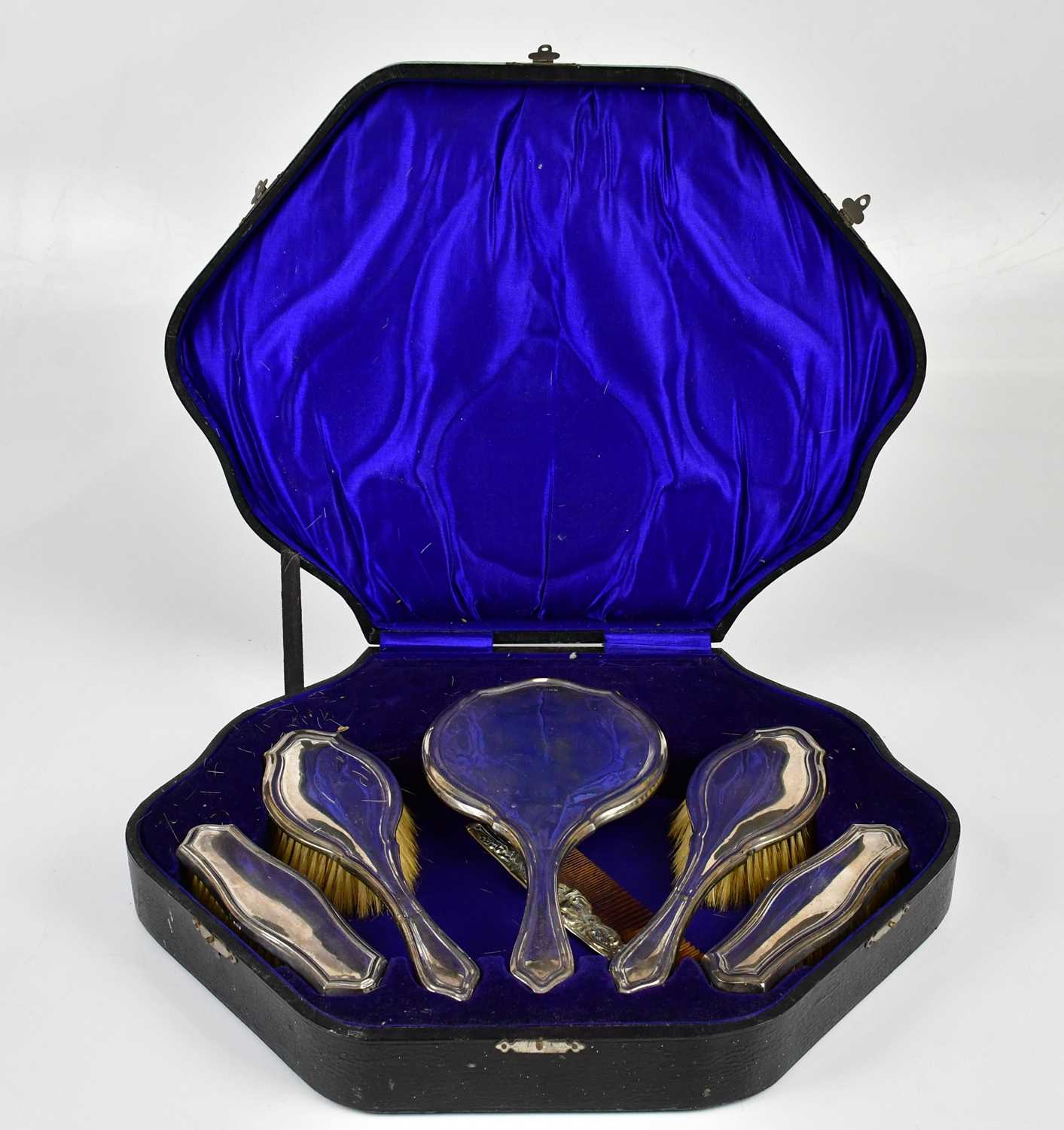 Lot 2146 - CHARLES BOYTON & SON LTD; a George V