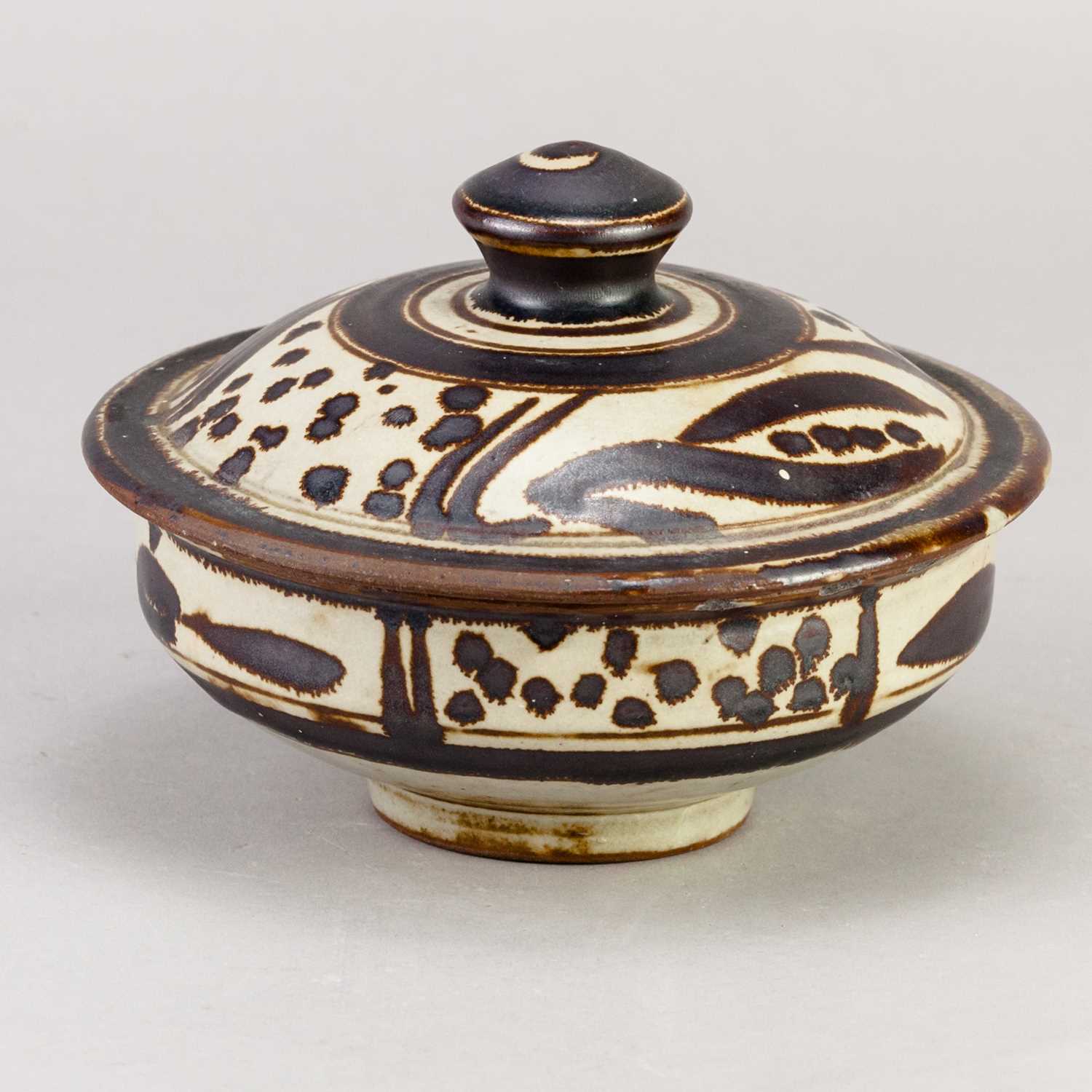Lot 740 - SVEND BAYER (born 1946); a stoneware pot and