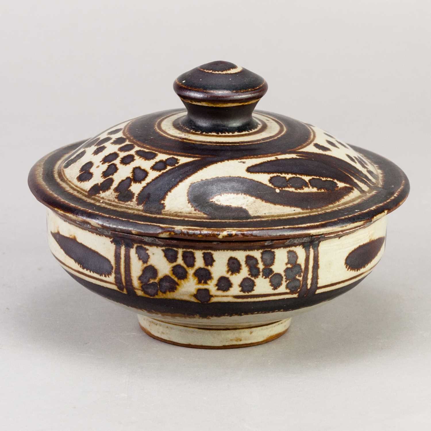 Lot 740 - SVEND BAYER (born 1946); a stoneware pot and