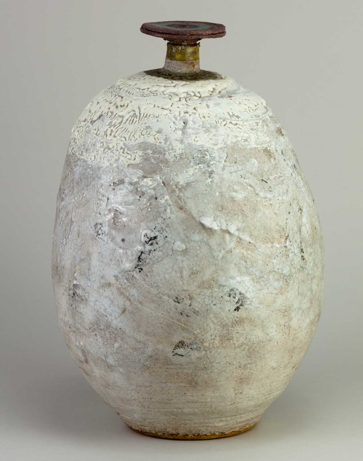 Lot 666 - ROBIN WELCH (1936-2019); an ovoid stoneware