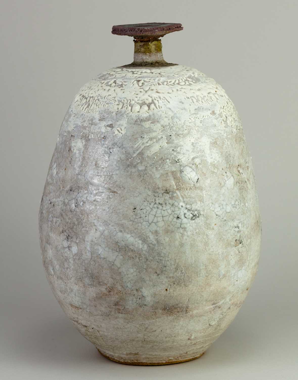 Lot 666 - ROBIN WELCH (1936-2019); an ovoid stoneware