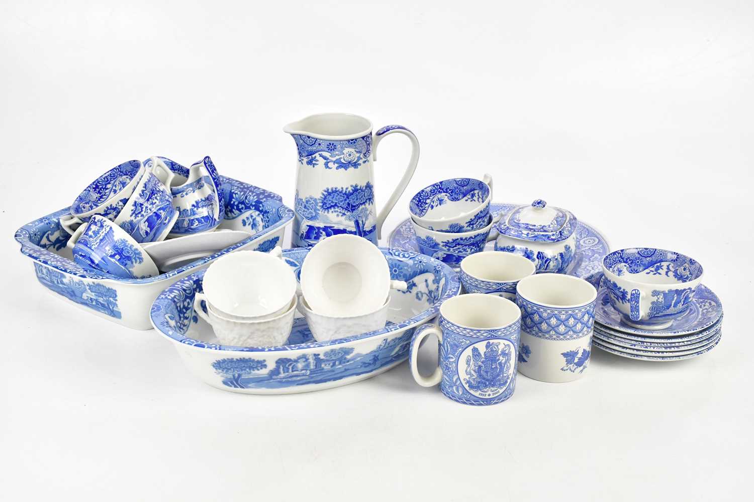 Lot 1474 - An assortment of modern Spode 'Italian'