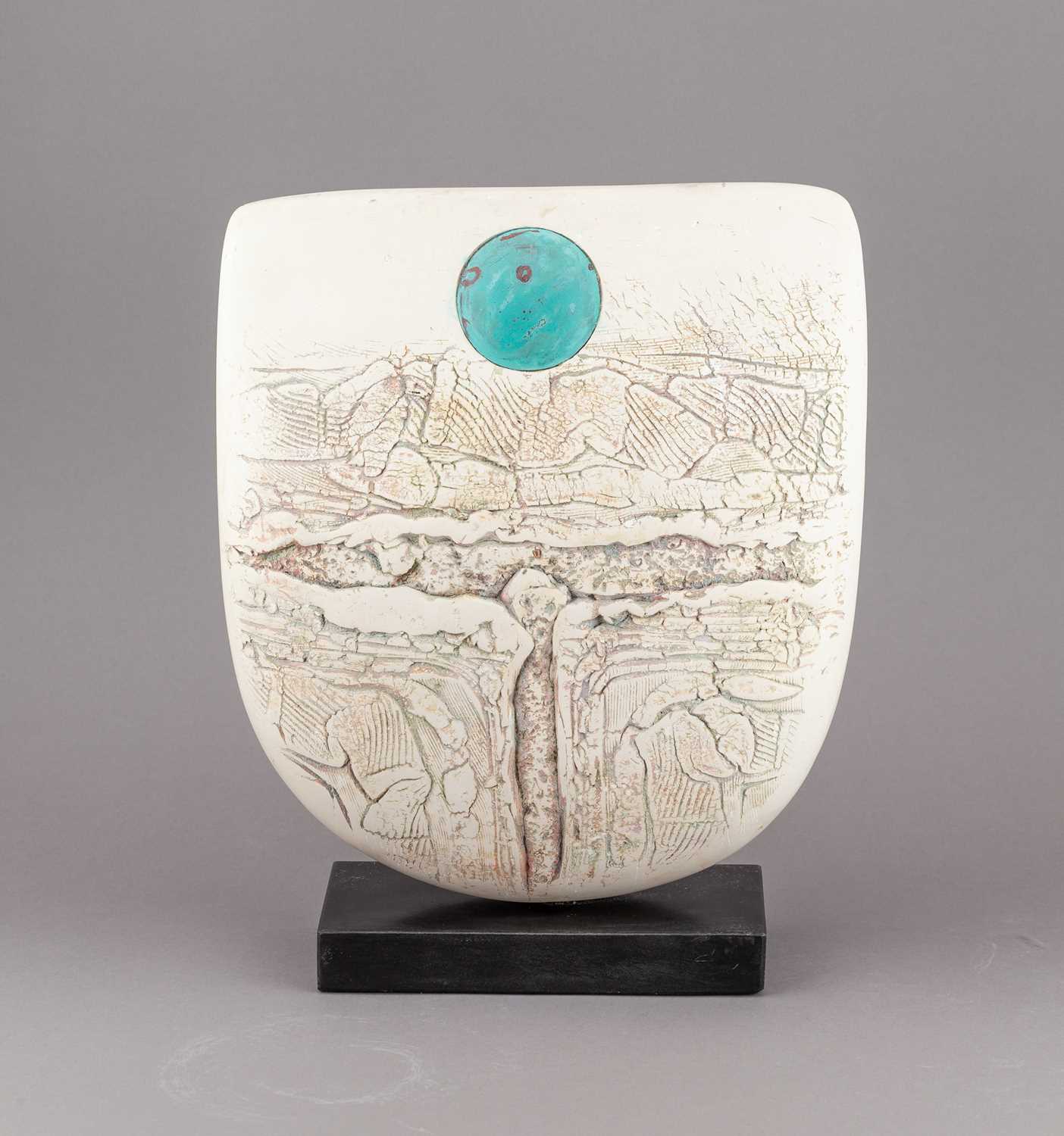 Lot 452 - PETER HAYES (born 1946); a large raku bow