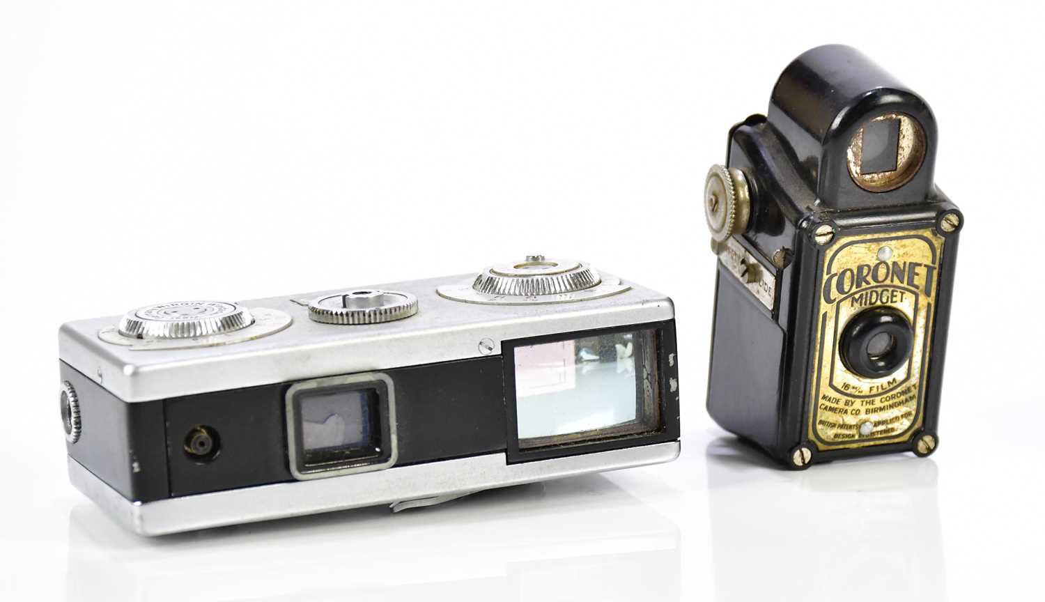 Lot 473 - Two miniature cameras, to include a Coronet