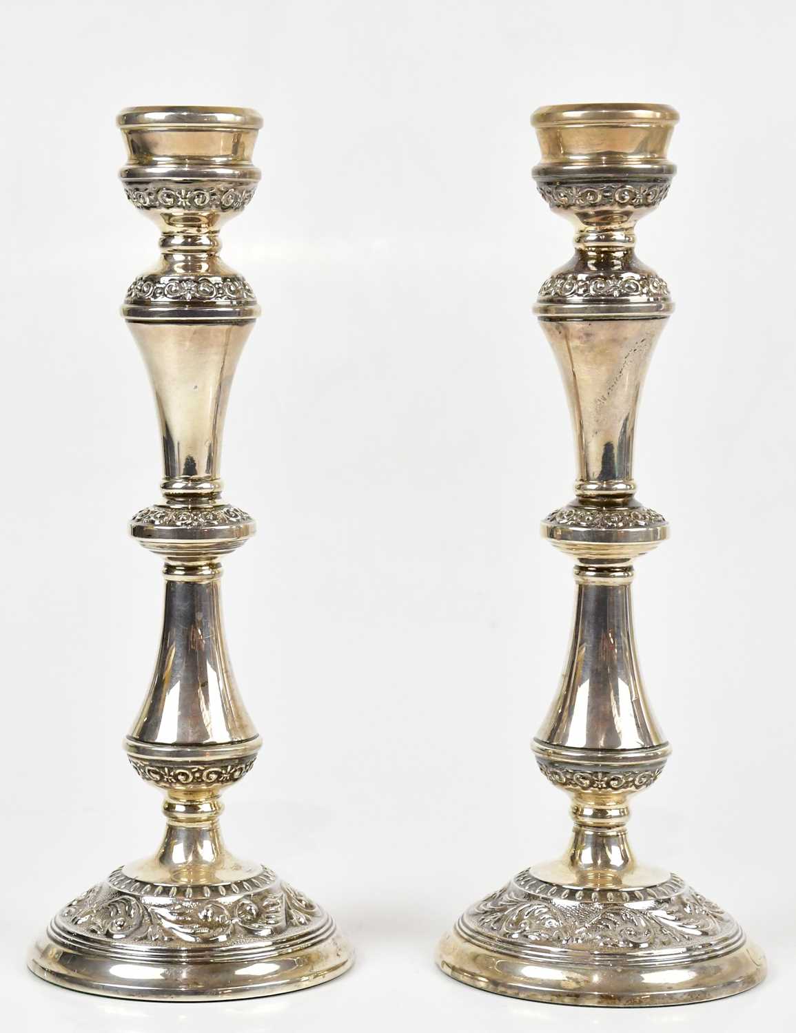 Lot 2076 - W I BROADWAY & CO; a pair of Elizabeth II