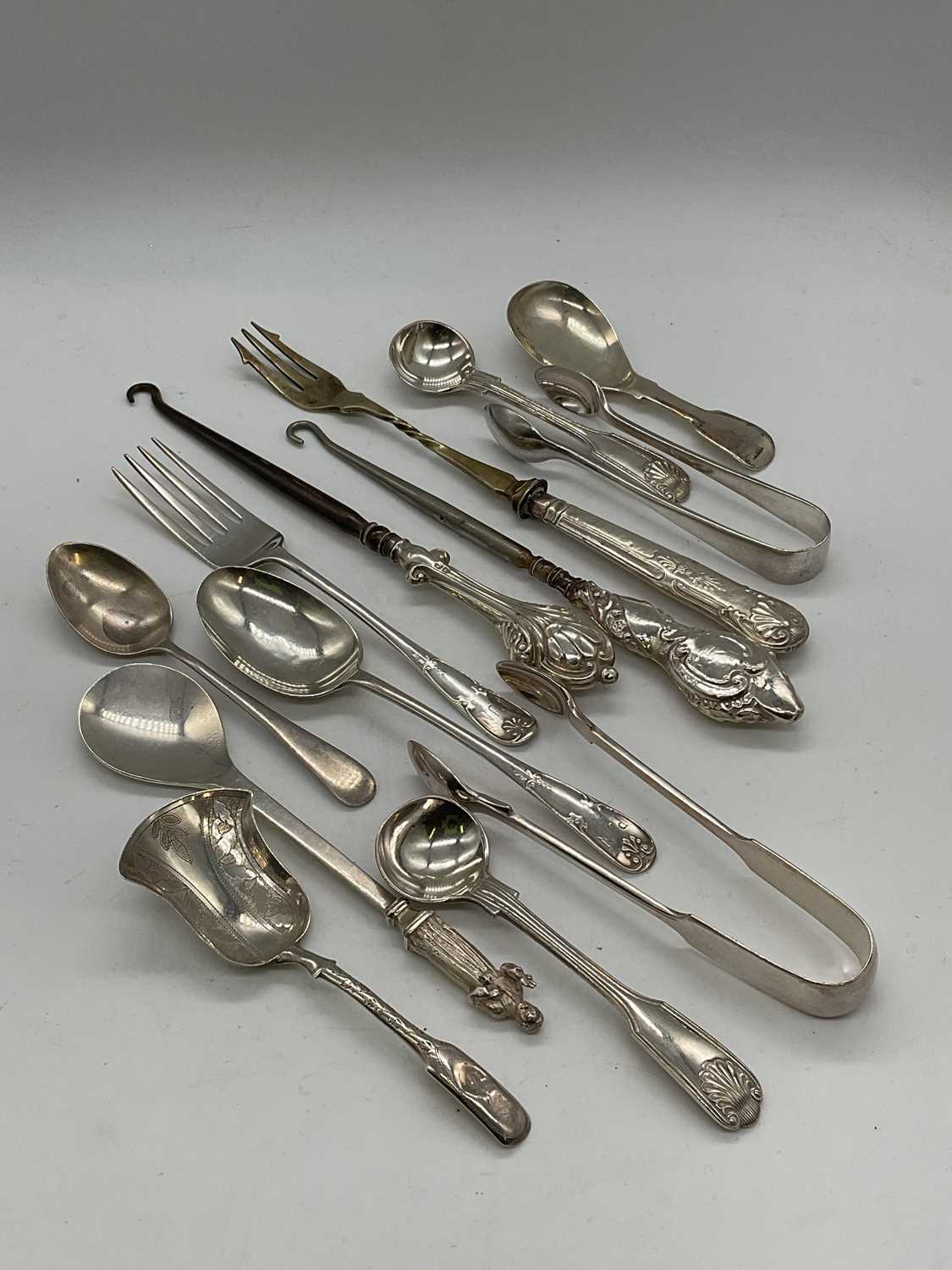 Lot 1068 - GEORGE UNITE; a late Victorian hallmarked
