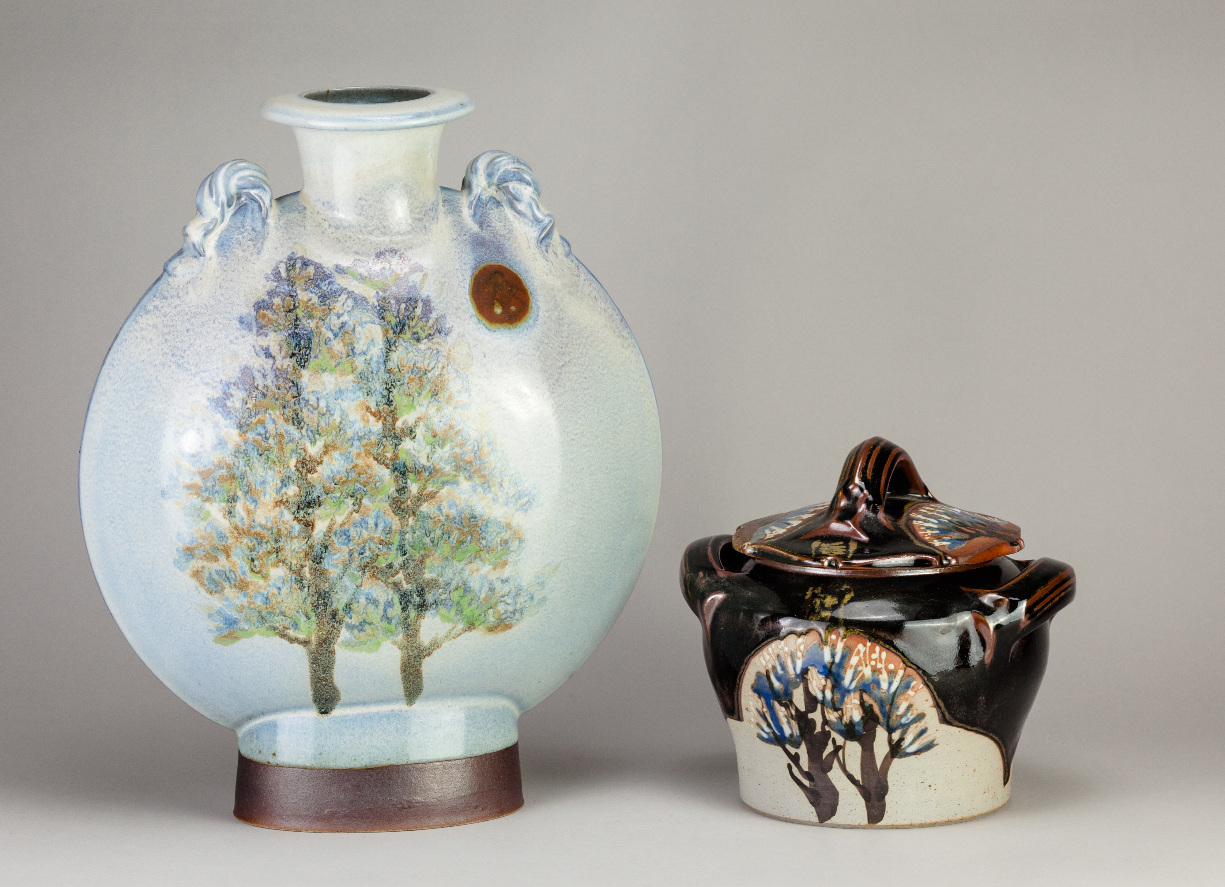 Lot 174 - DAVID EELES (1933-2015); a stoneware moon