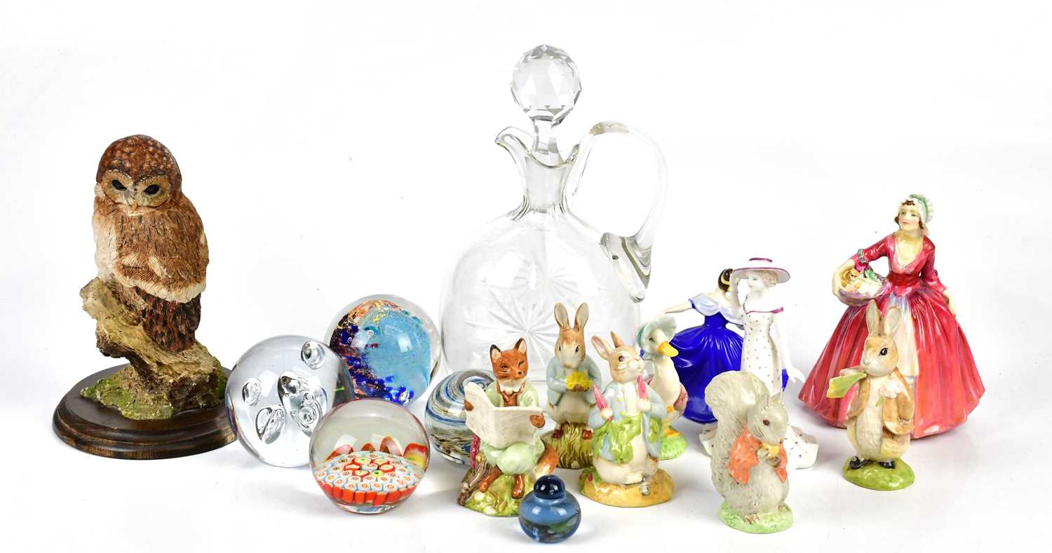 Lot 1423 - A small collection of ceramic figures
