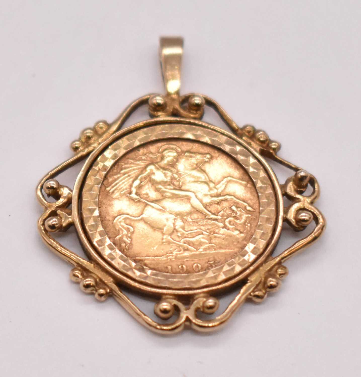 Lot 1283 - An Edwardian half sovereign, 1905, in 9ct